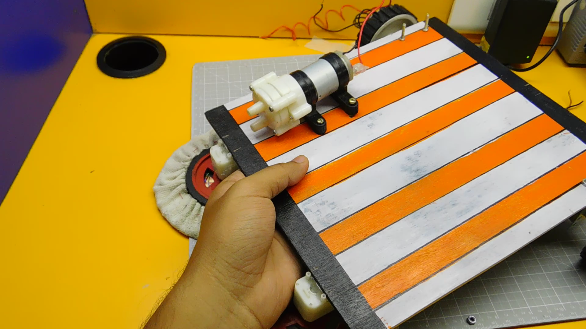 CleanSweep- the Floor Cleaning Robot! : 12 Steps (with Pictures ...