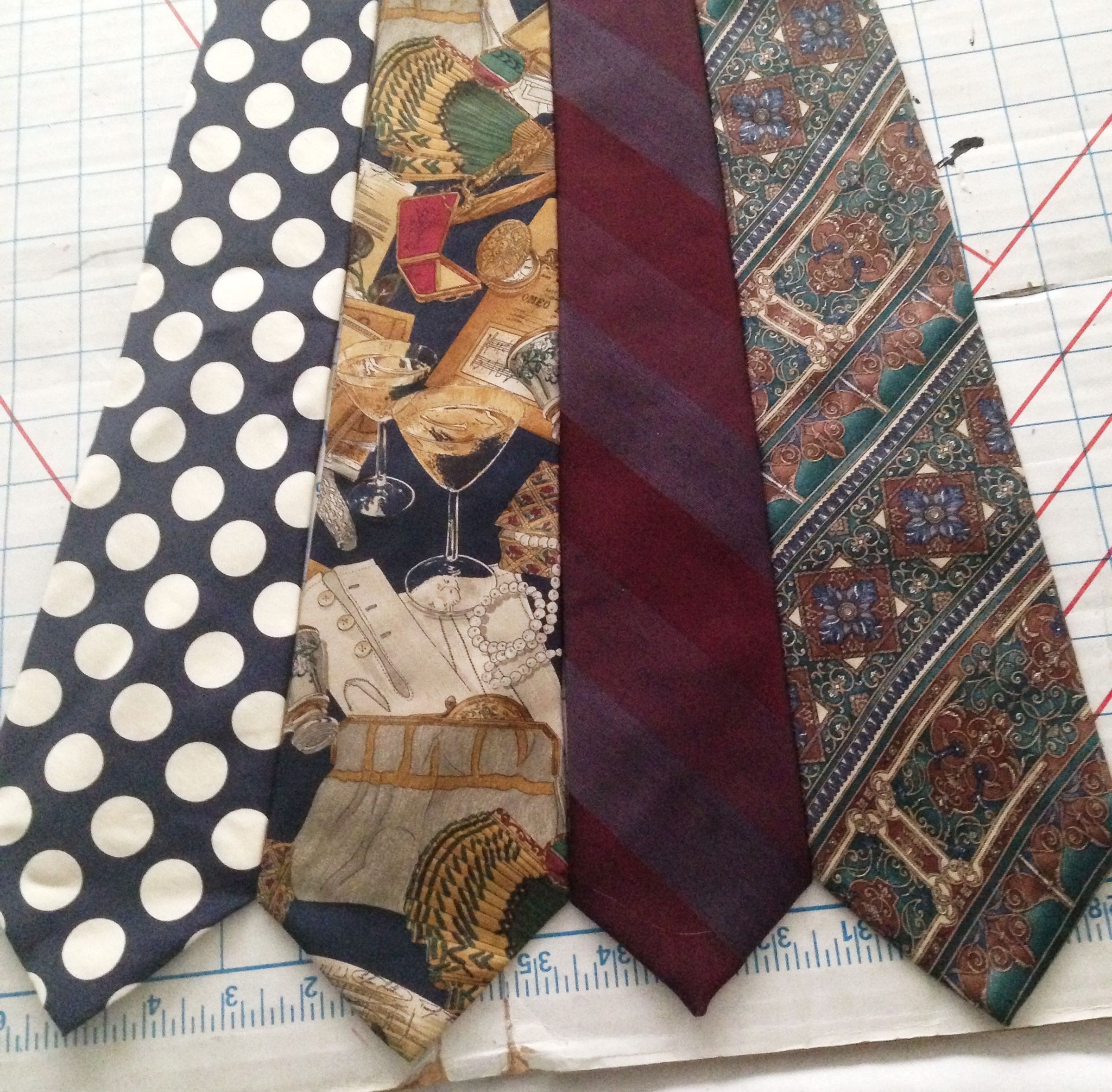Necktie Purse : 8 Steps (with Pictures) - Instructables