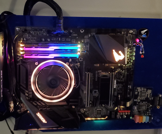 Quick and Easy Wall Mount PCs : 8 Steps - Instructables