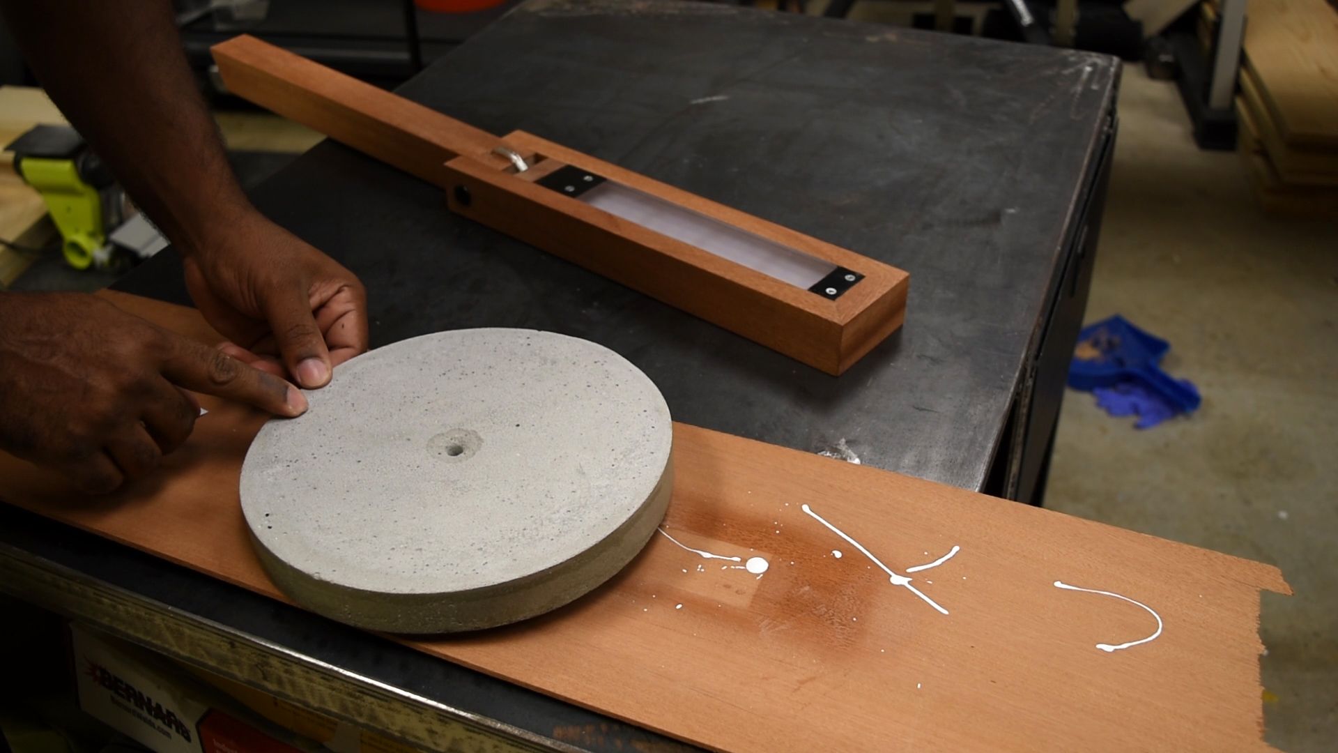 LED Concrete Desk Lamp : 8 Steps (with Pictures) - Instructables
