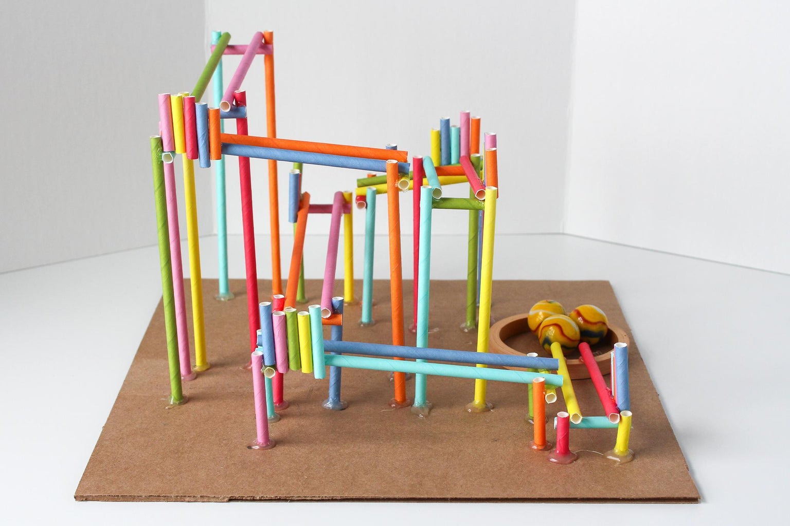 How To Build A Straw Roller Coaster 10 Steps with Pictures How To Build A Straw Roller Coaster 10 Steps with Pictures