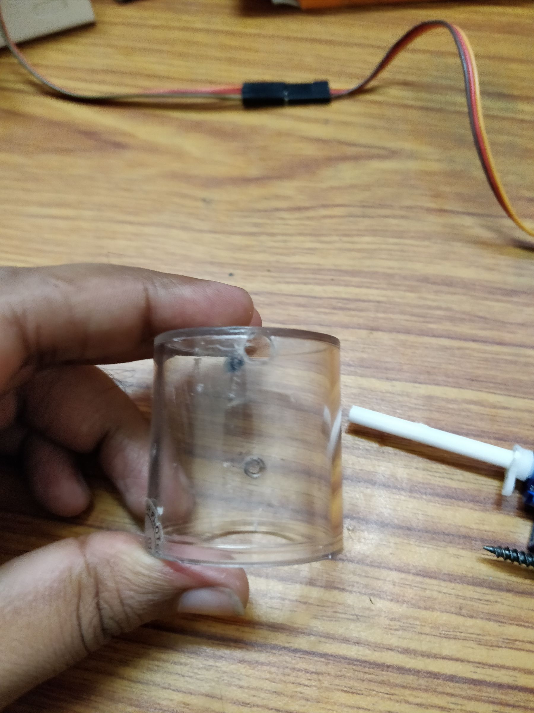 Fish Feeder Using Arduino Nano, Servo Motor and Waste Materials : 7 ...