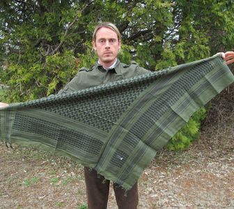 How to Tie a Shemagh : 6 Steps - Instructables