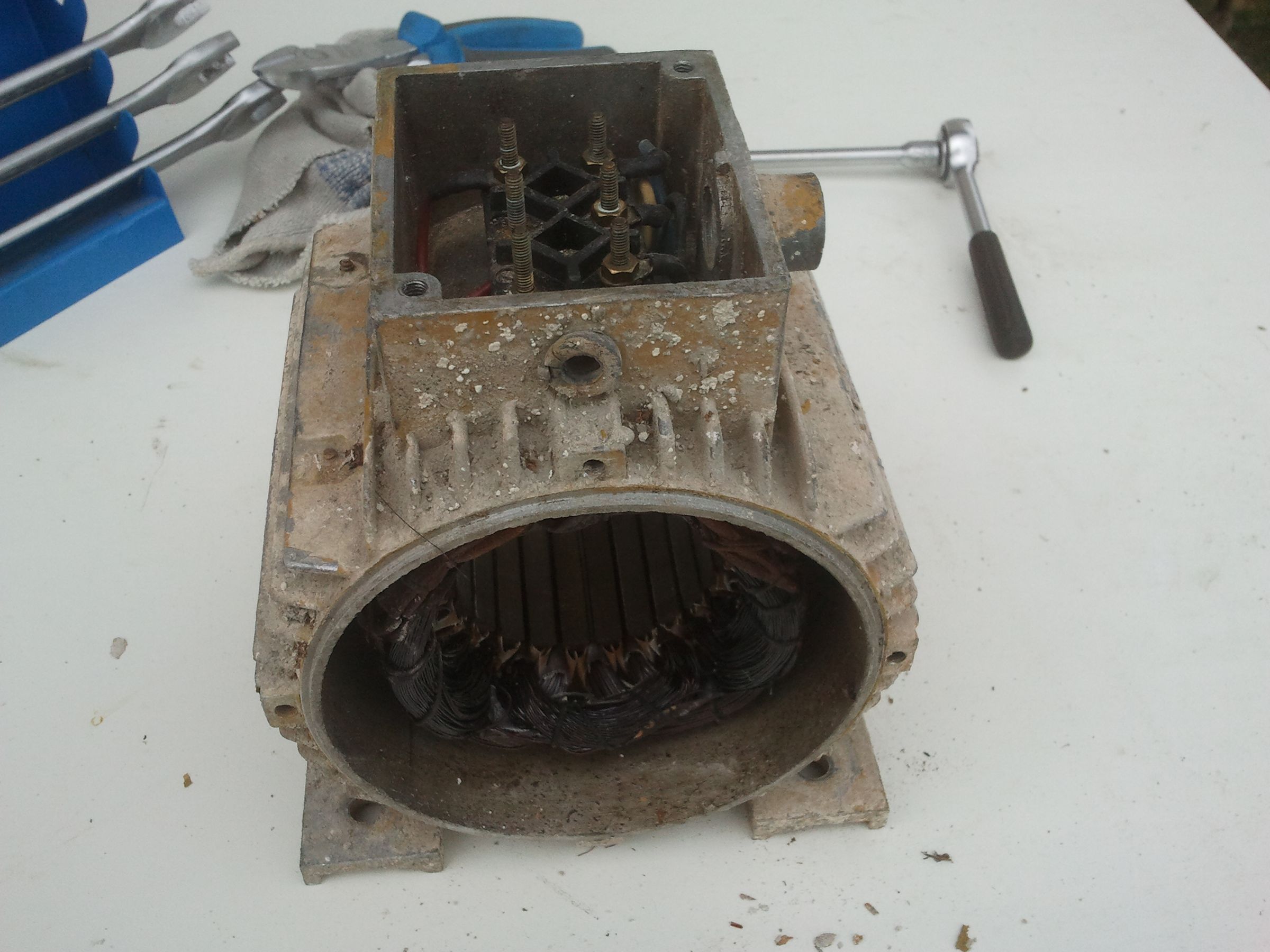 Rewinding and Renovation of the Electric Motor : 45 Steps (with ...