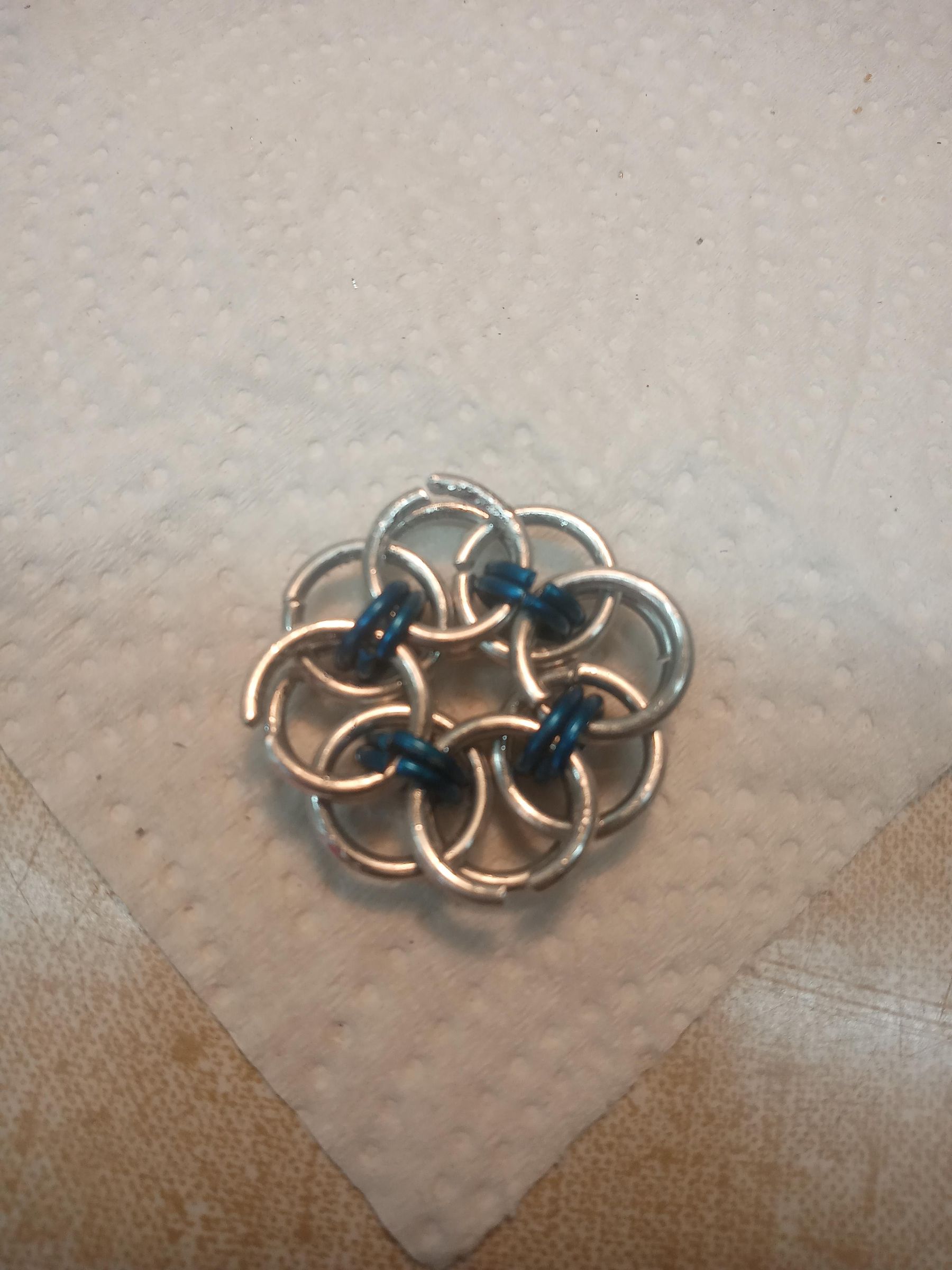 Chainmaille Rose - Instructables