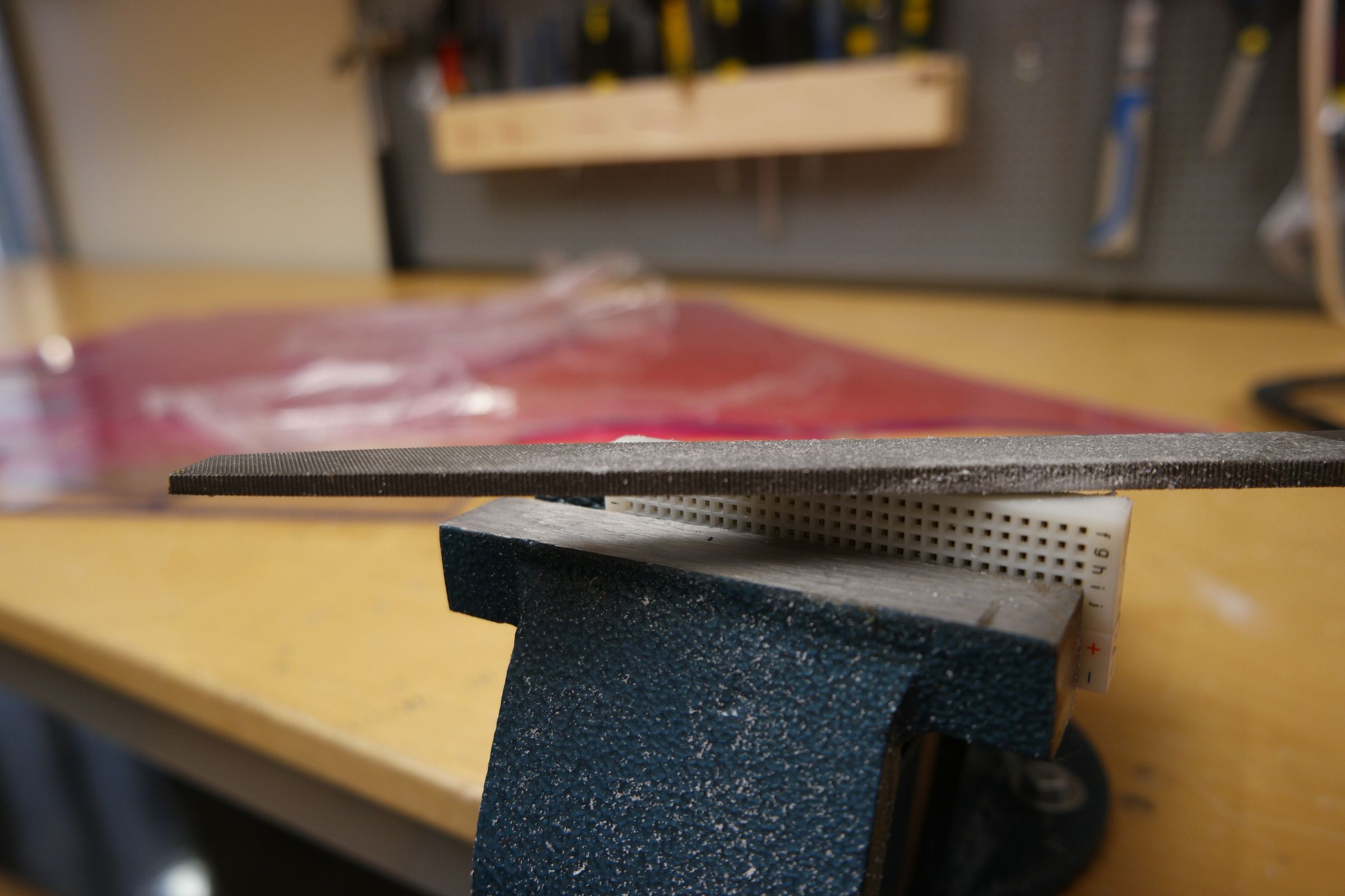 NodeMCU Breadboard Tweak : 7 Steps (with Pictures) - Instructables