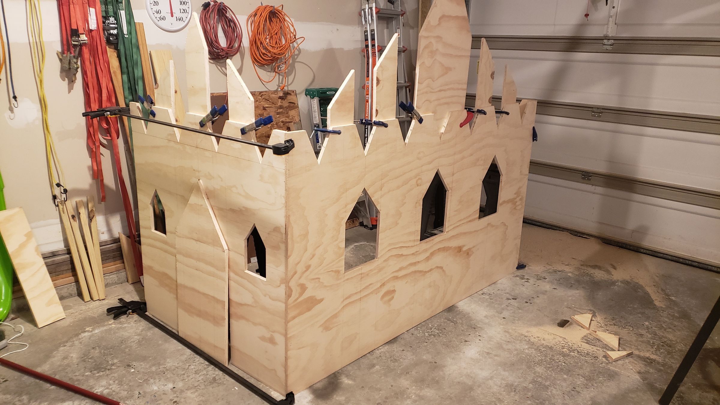 Under-the-Stairs Elsa Ice Castle : 13 Steps (with Pictures) - Instructables