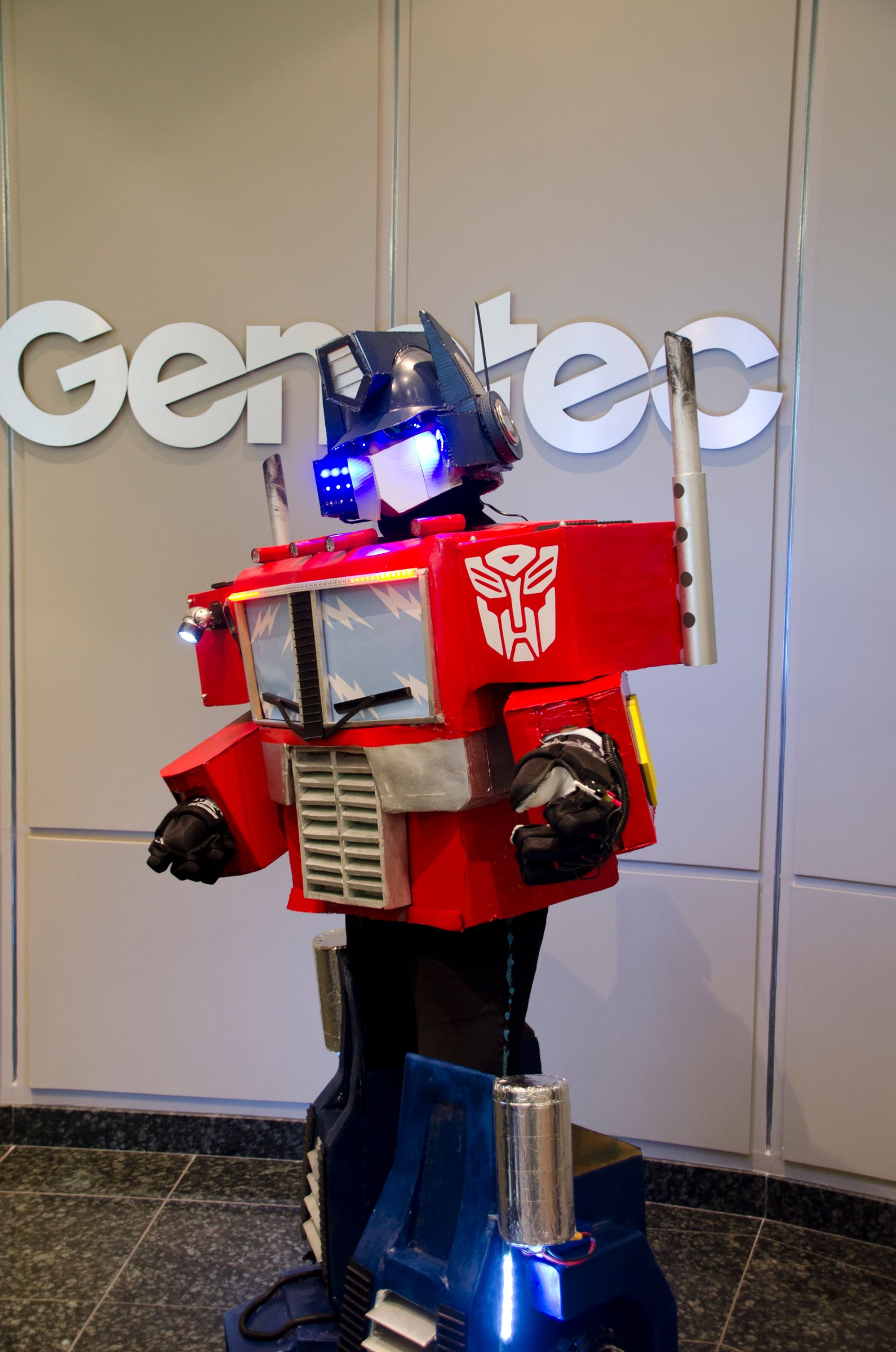Optimus Prime , With Talking Vocoder Robot Voice Synthetiser ...
