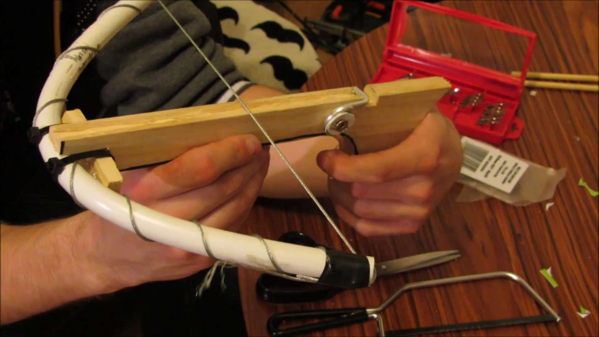 HOMEMADE CROSSBOW PISTOL : 7 Steps - Instructables