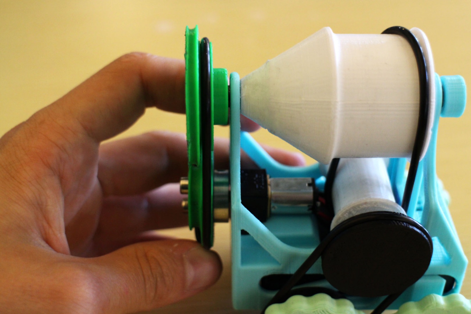 PulleyBot: a Pulley Driven Robot : 21 Steps (with Pictures) - Instructables