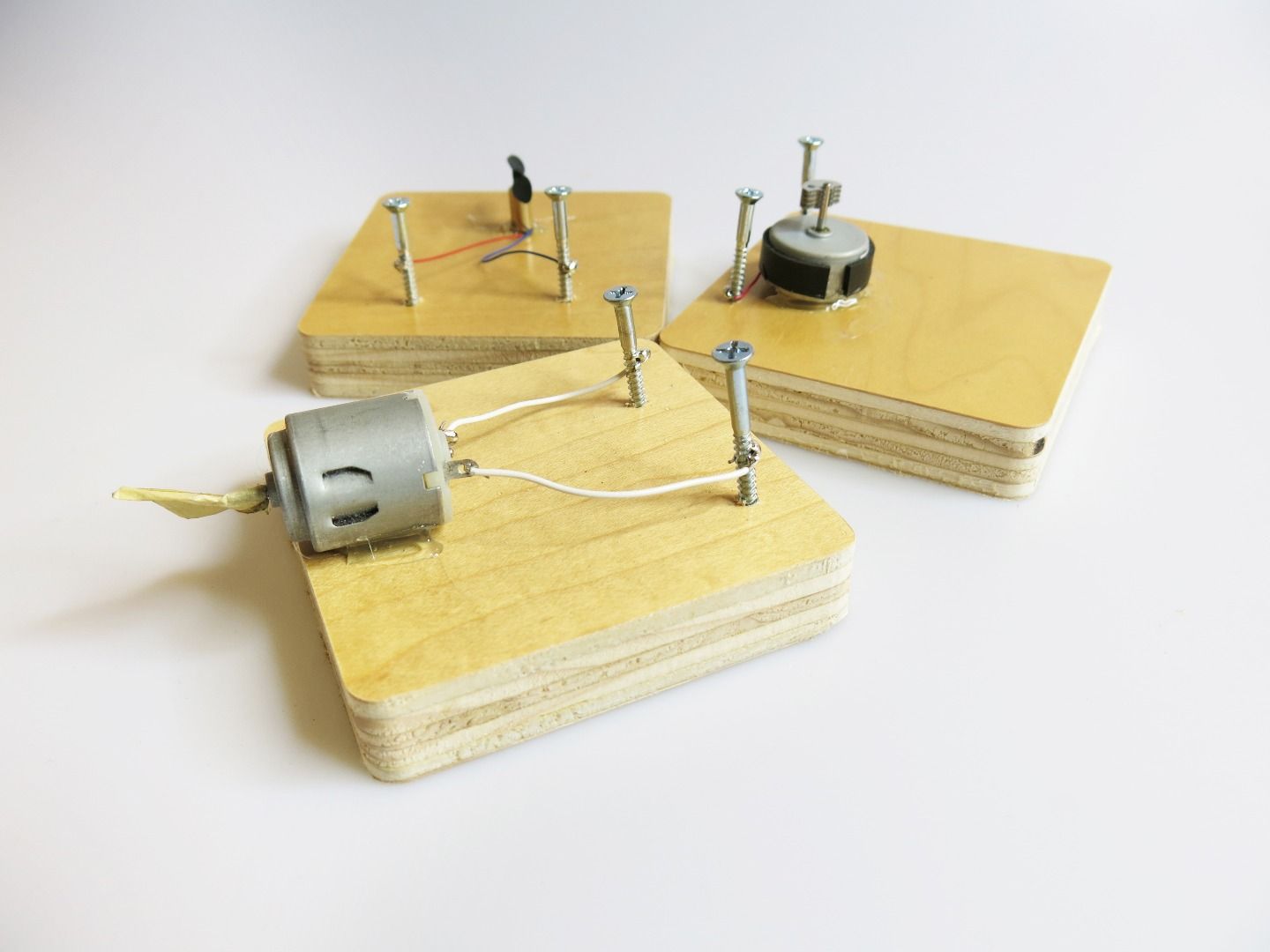 Circuit Tiles! : 10 Steps (with Pictures) - Instructables
