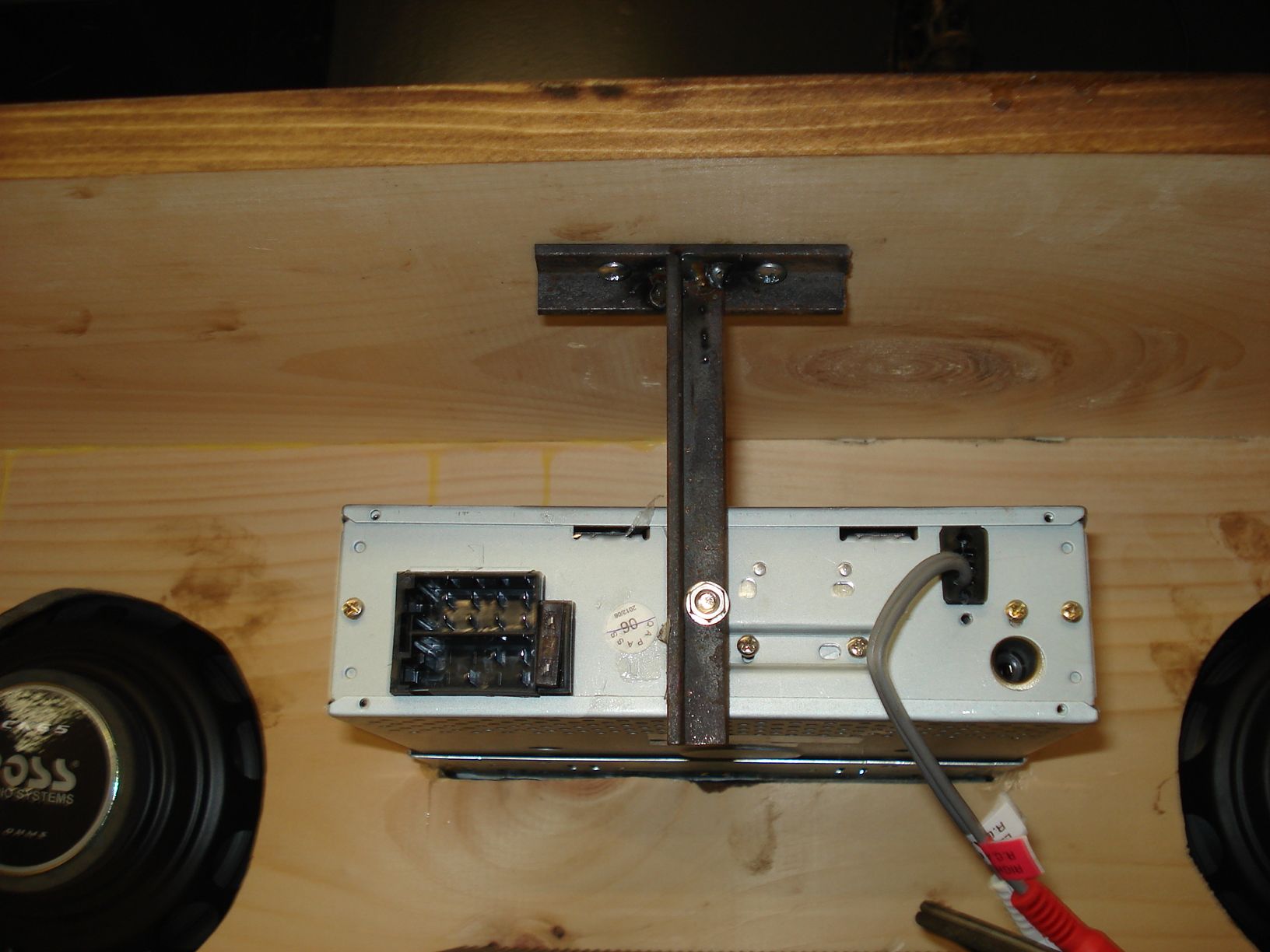 How to Make a Camping Radio : 11 Steps (with Pictures) - Instructables