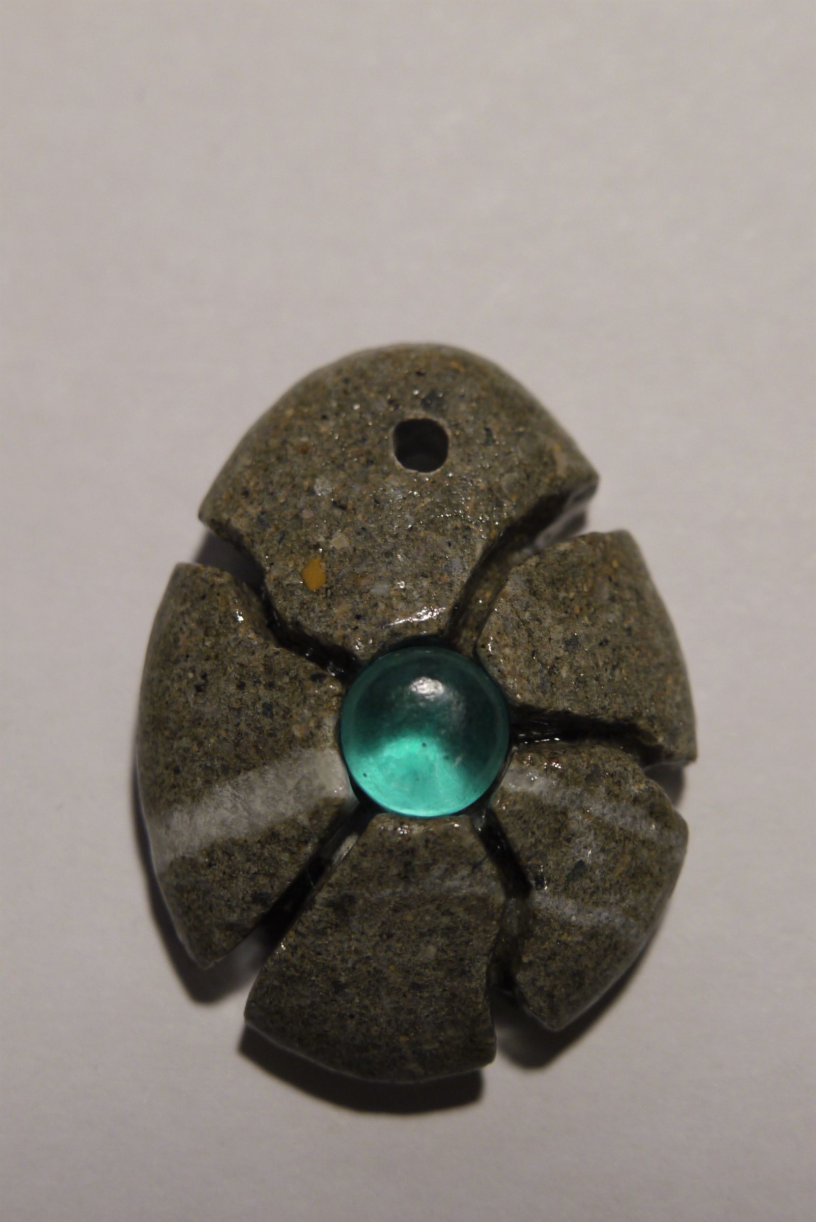 Fragmented Stone Gem Pendant : 7 Steps (with Pictures) - Instructables