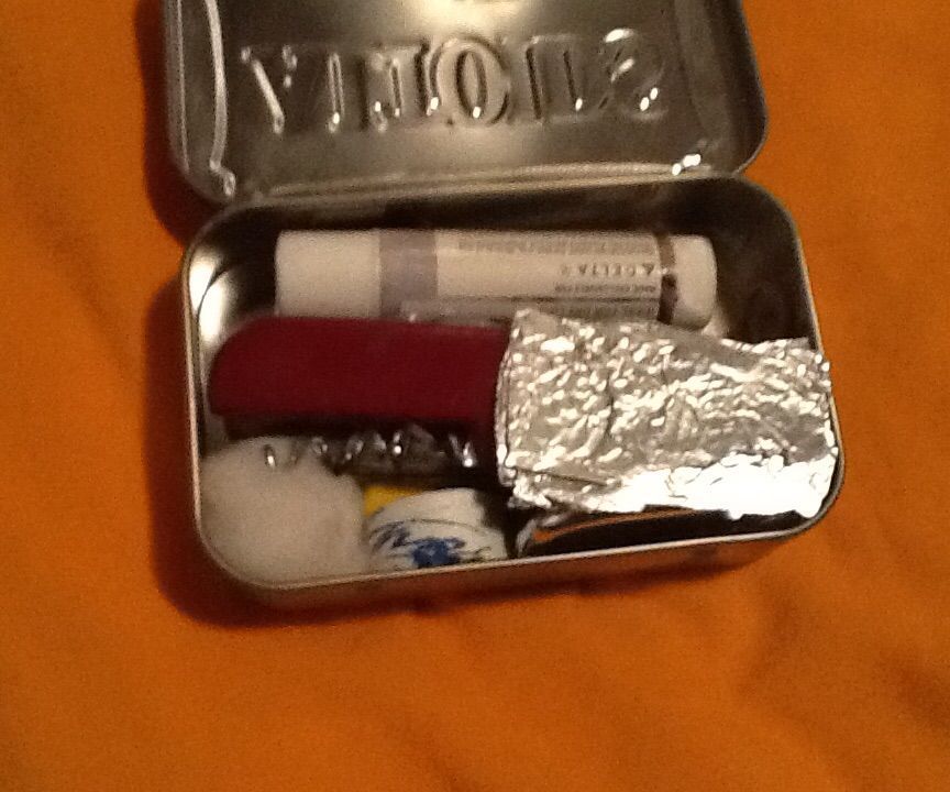 Altoids Survival Kit 2! - Instructables