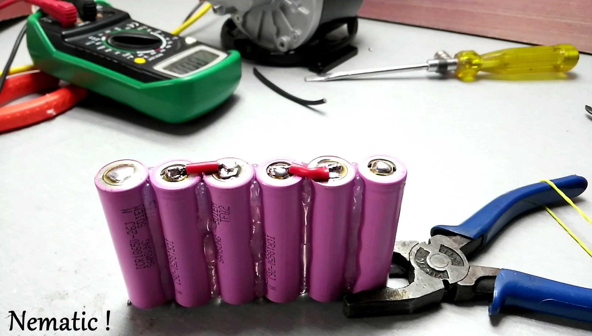 How to Built Li-ion Battery Pack ! : 8 Steps (with Pictures ...