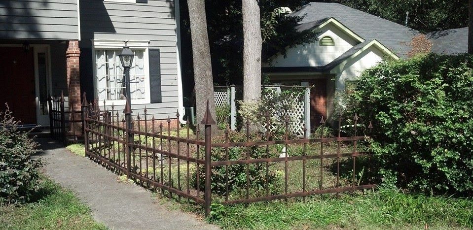 Halloween Cemetery Fence : 15 Steps - Instructables