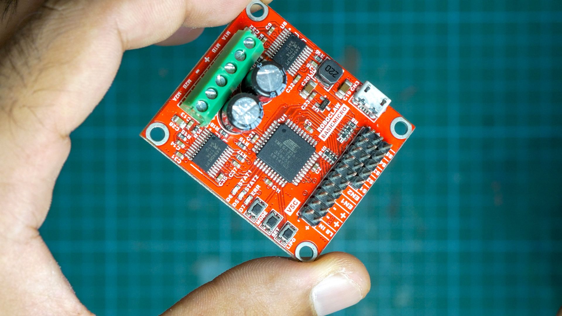 Personal Assistant Robot (Finds Objects and Follows You) Ft. Raspberry ...