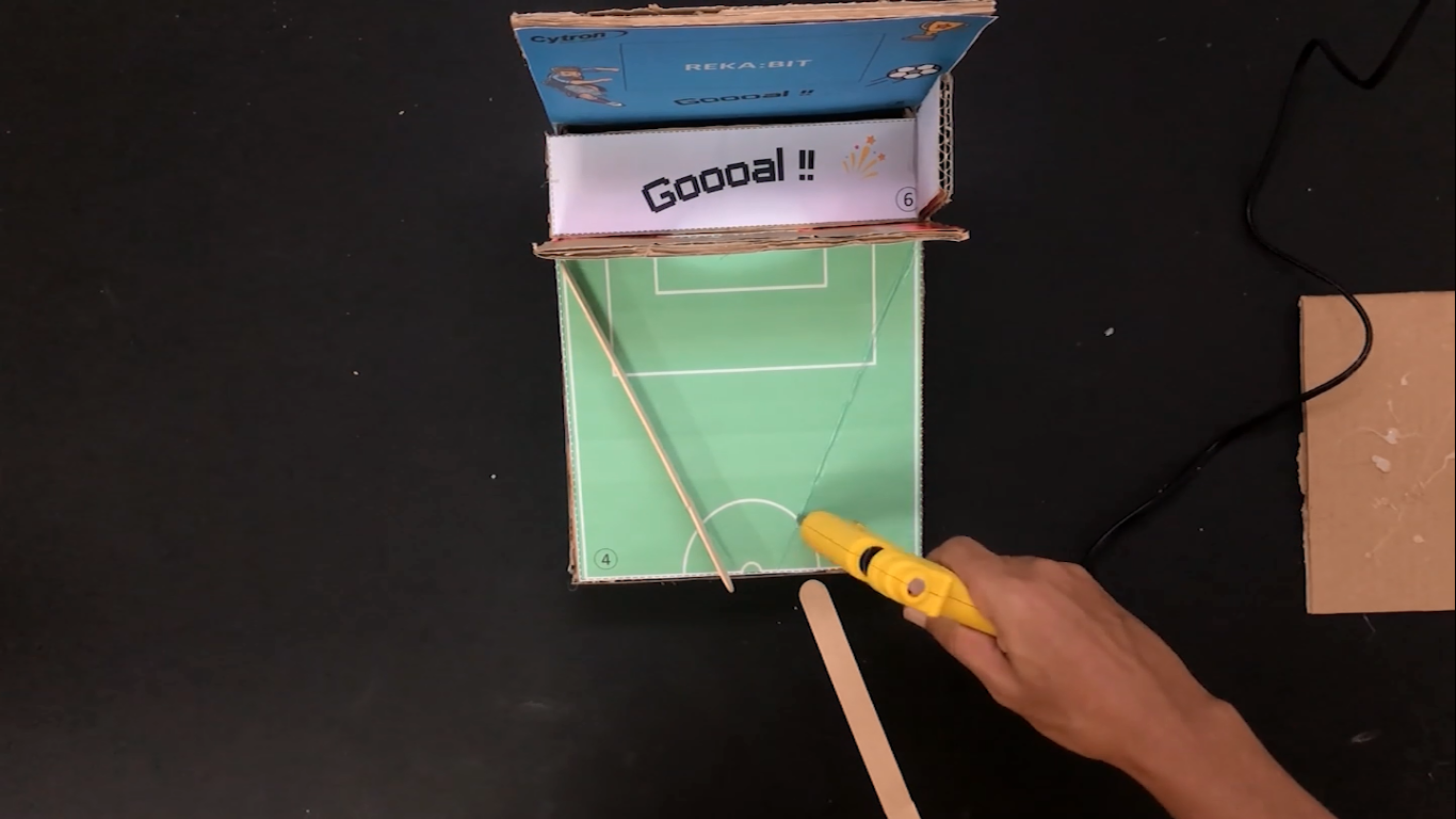 DIY Football Game Using REKA:BIT With Micro:bit : 5 Steps - Instructables