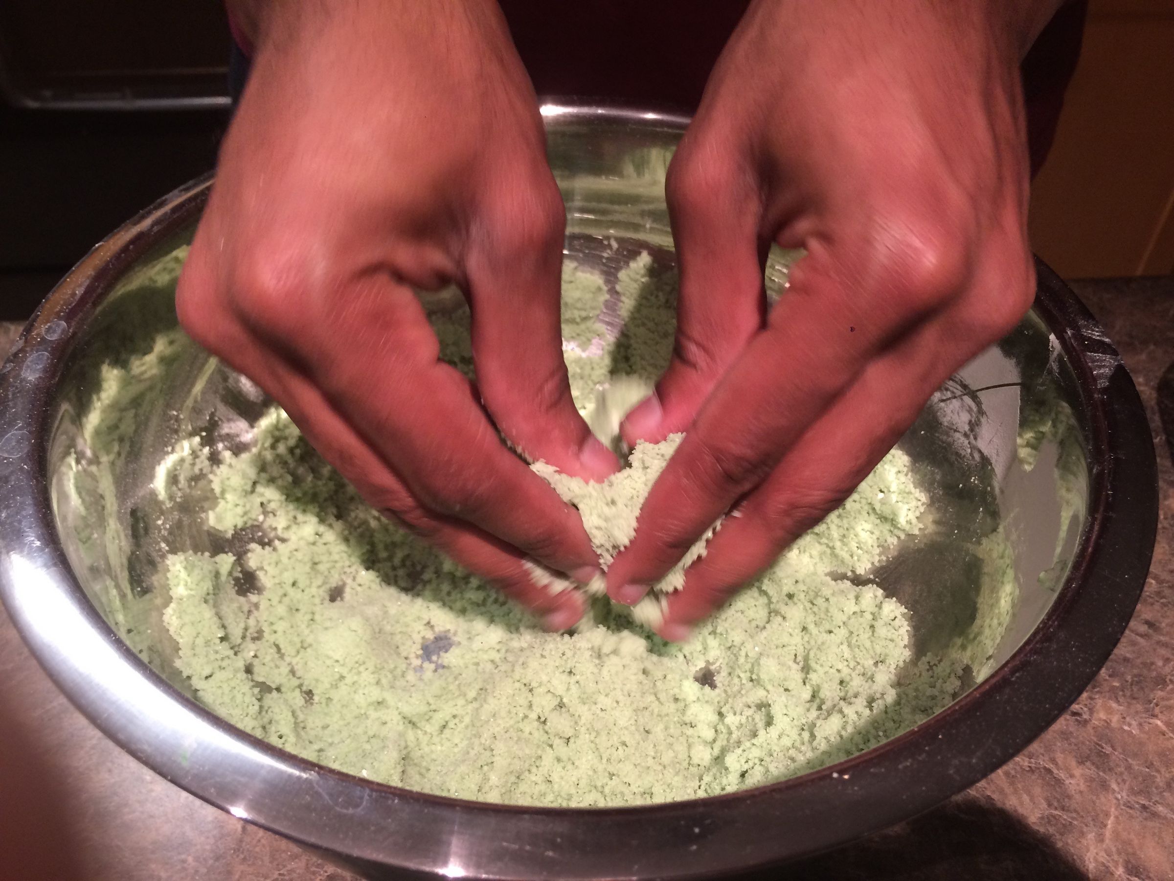 How to Make Homemade Kinetic Sand : 9 Steps (with Pictures) - Instructables