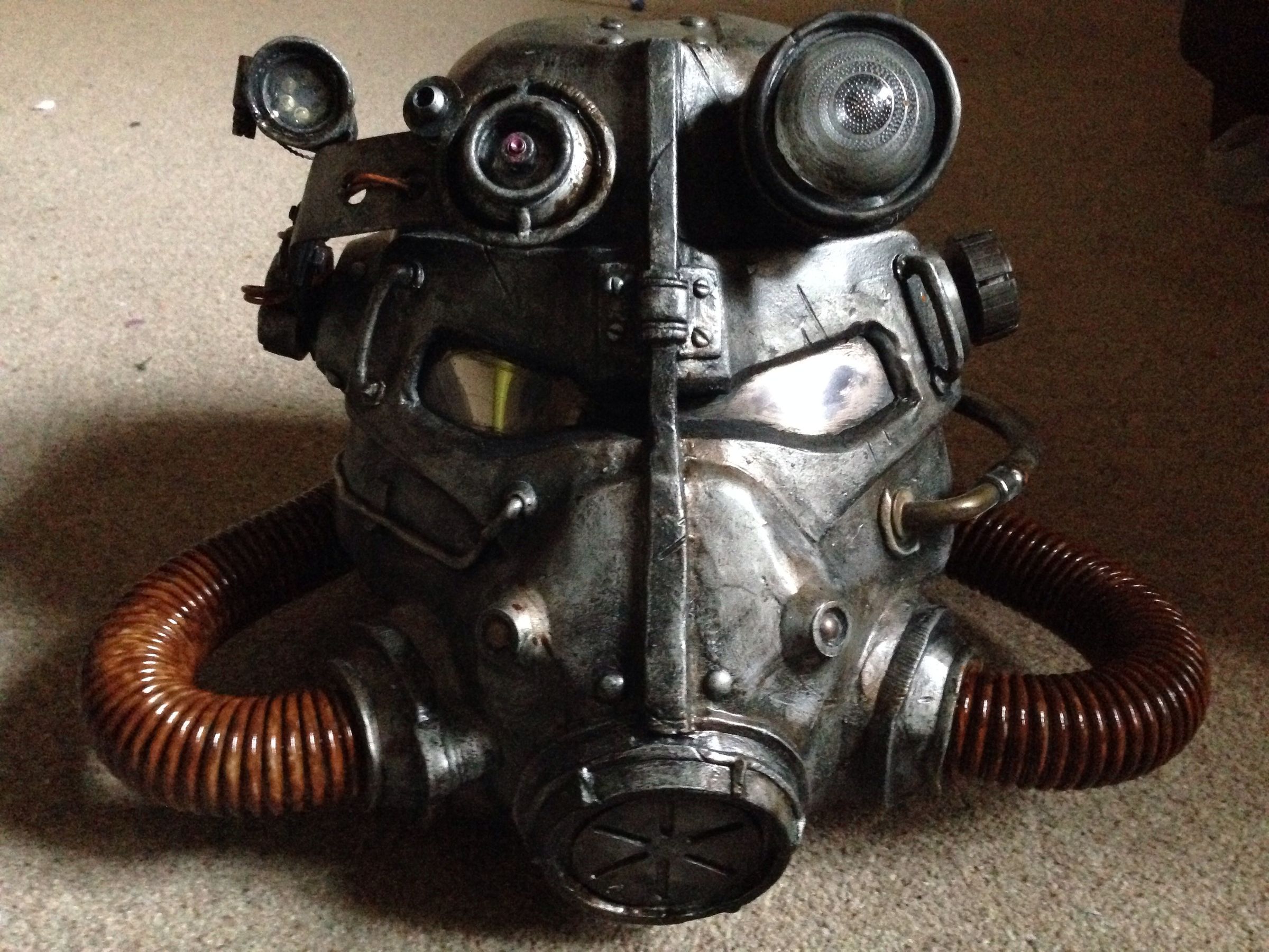 Fallout 3 T-45d Helmet : 10 Steps (with Pictures) - Instructables