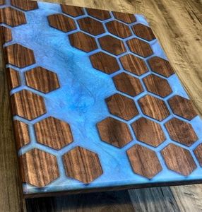 Step by Step Epoxy River Pour for Beginners : 9 Steps - Instructables
