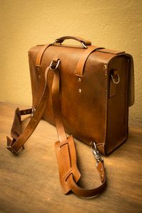 Convertible Briefcase/Backpack : 11 Steps (with Pictures) - Instructables