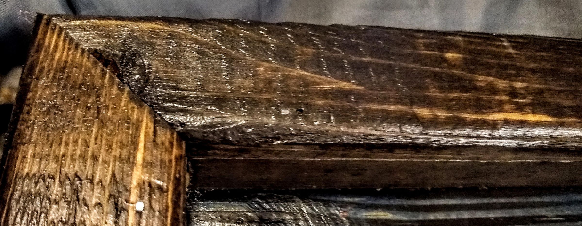 How to Make Outside Corner Molding Trim : 11 Steps - Instructables