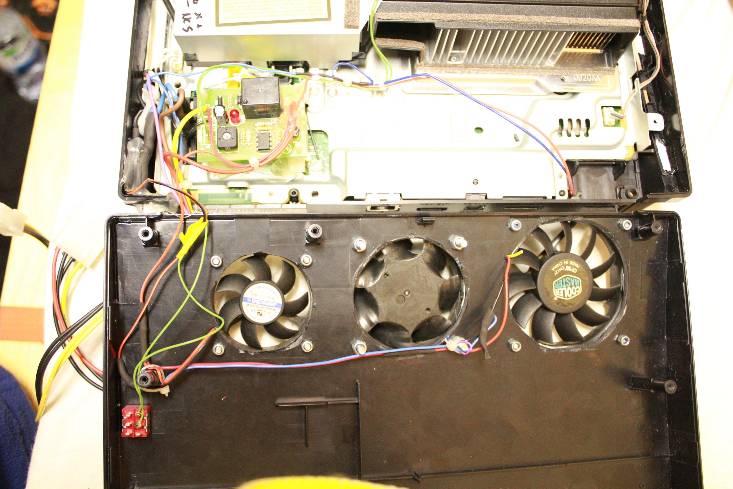 Pc Power Supply on Ps3 Slim : 9 Steps (with Pictures) - Instructables