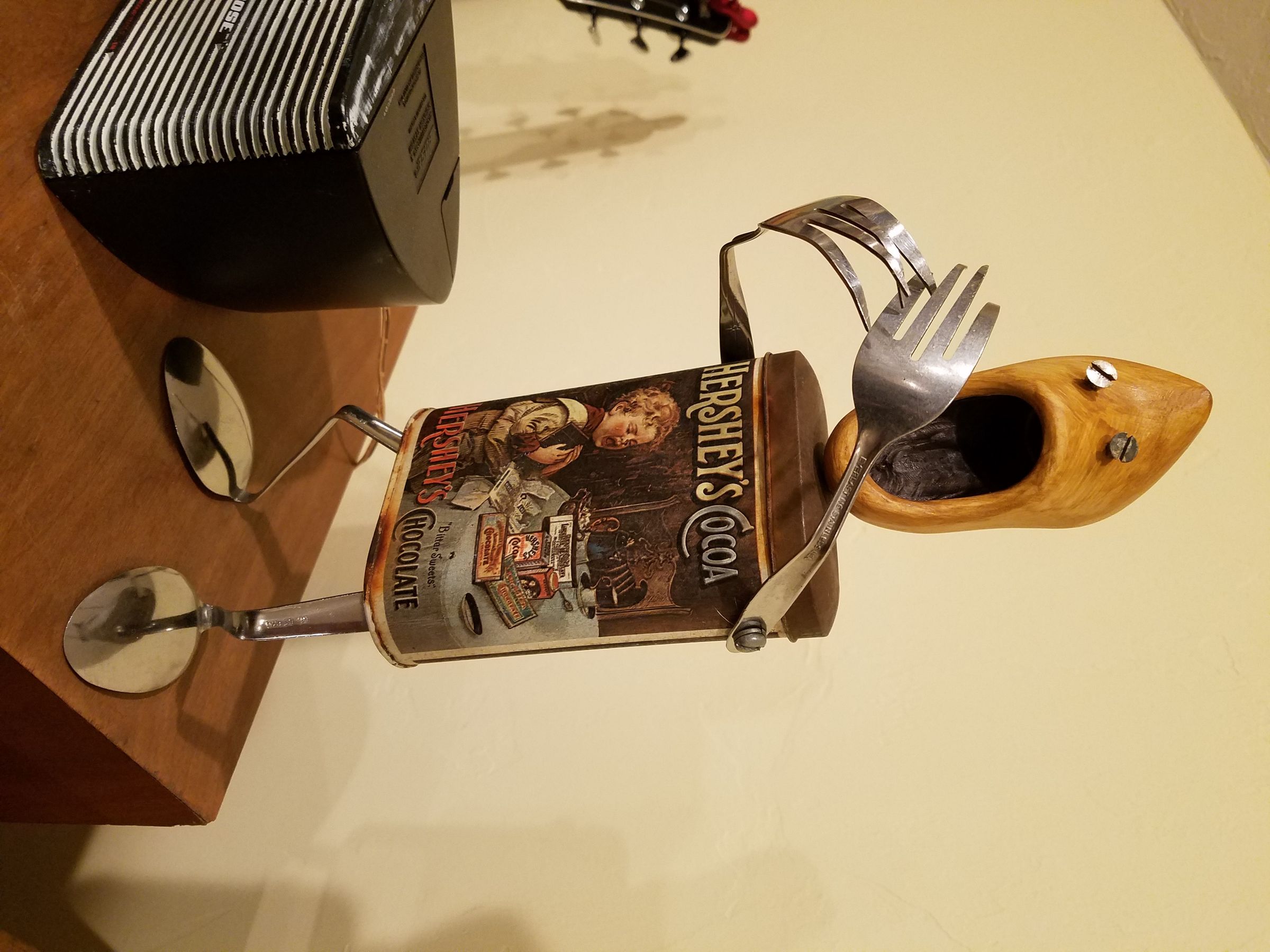 Making a Junkbot : 10 Steps (with Pictures) - Instructables