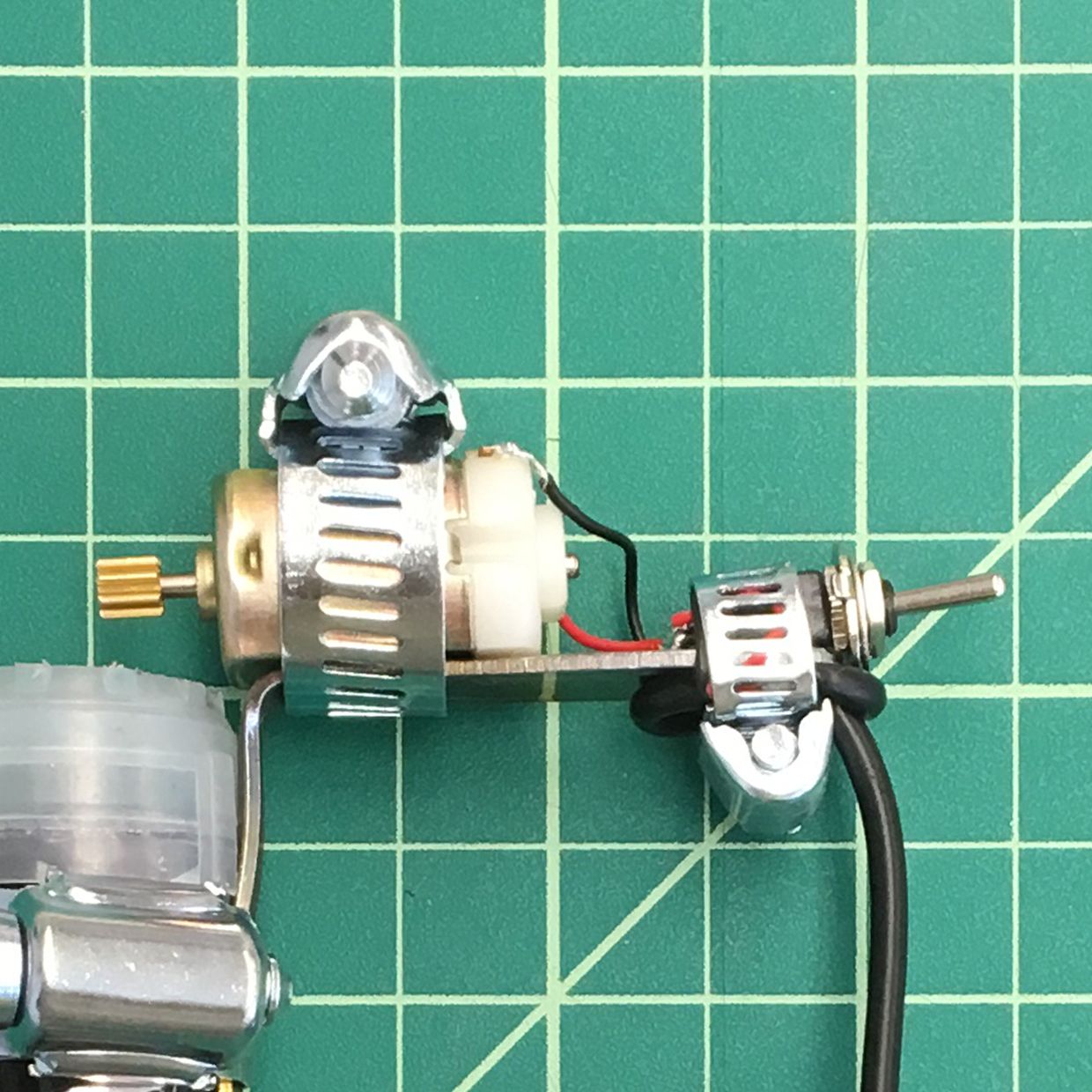 Homemade Tattoo Machine : 8 Steps (with Pictures) - Instructables