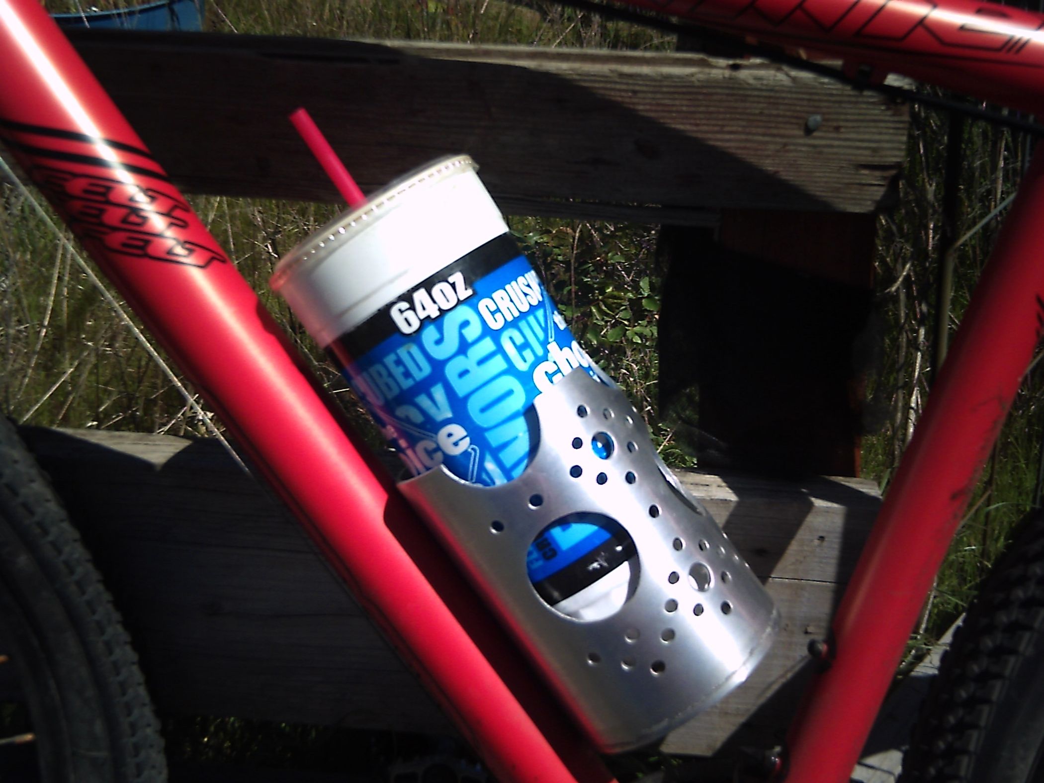 Bicycle Cupholder for Big Drinks : 5 Steps (with Pictures) - Instructables