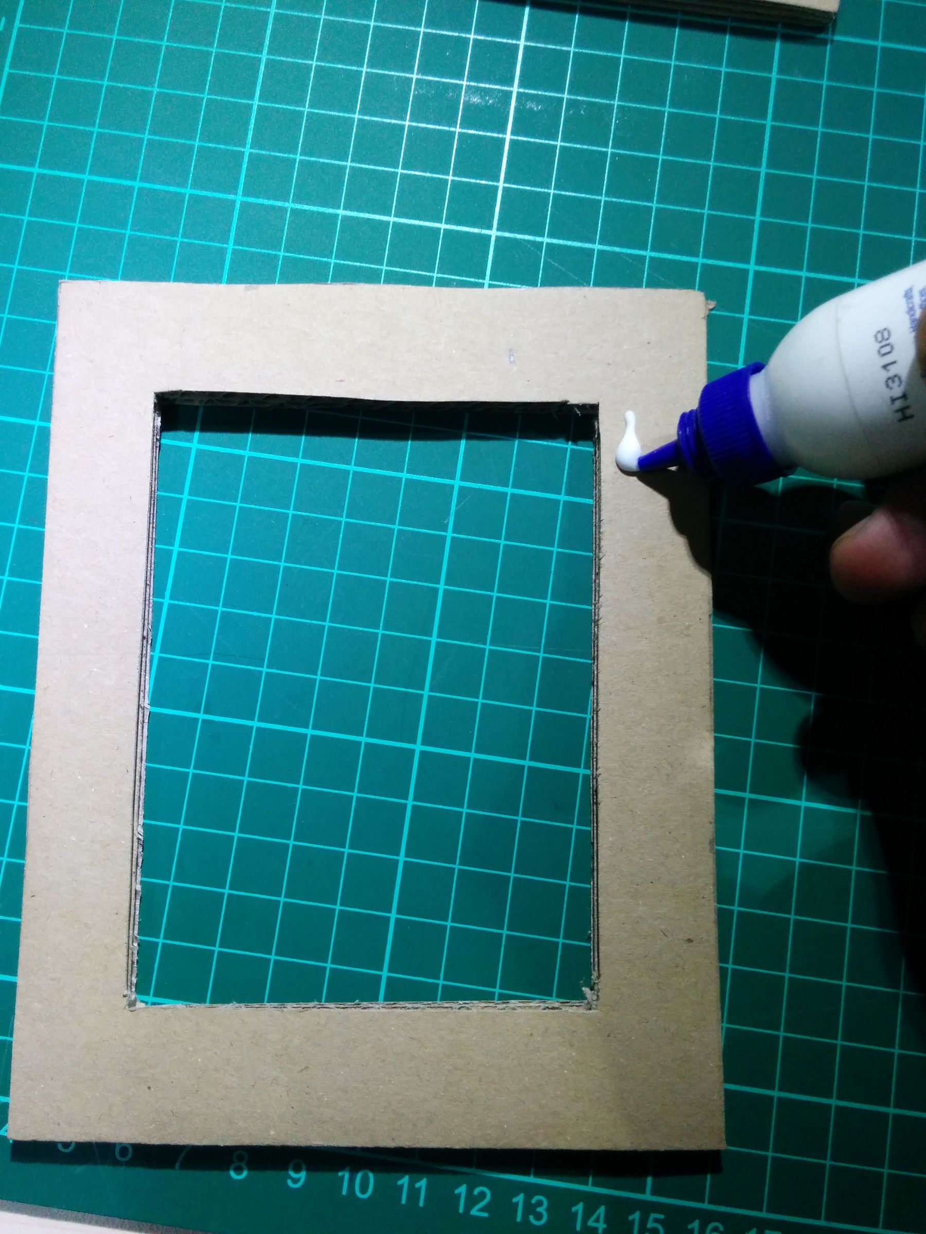 CARDBOARD SOLAR LAMP : 8 Steps (with Pictures) - Instructables