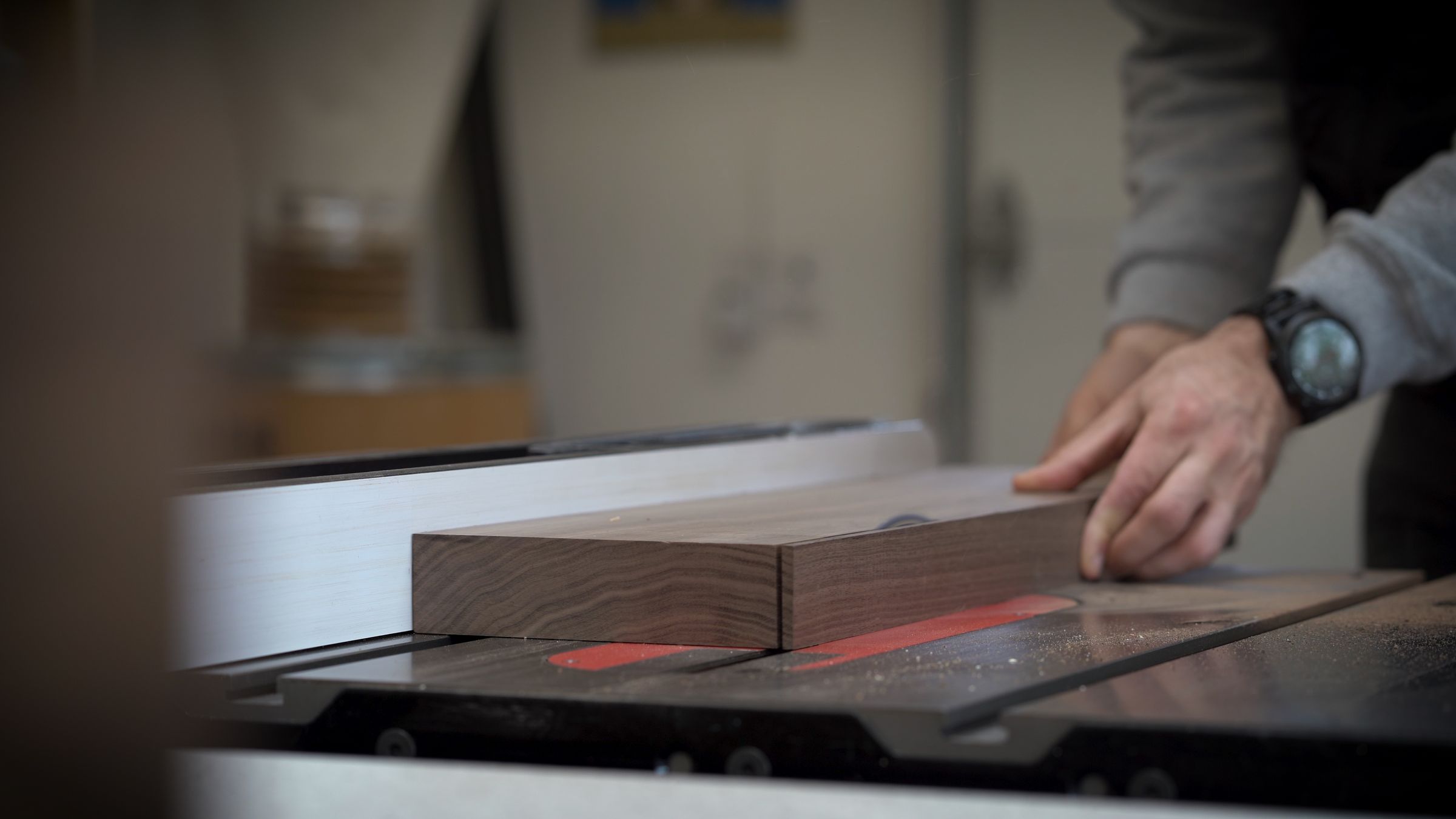 Fake Live Edge Table : 19 Steps (with Pictures) - Instructables