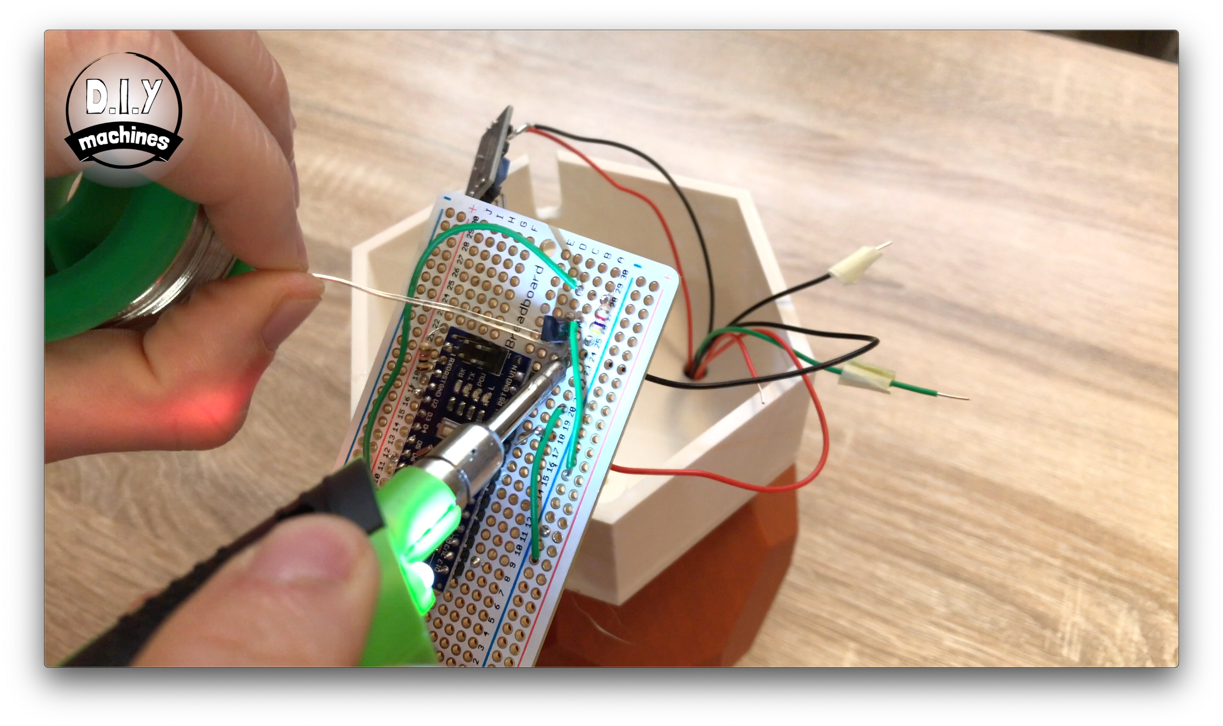 Automatic Smart Plant Pot - (DIY, 3D Printed, Arduino, Self Watering ...