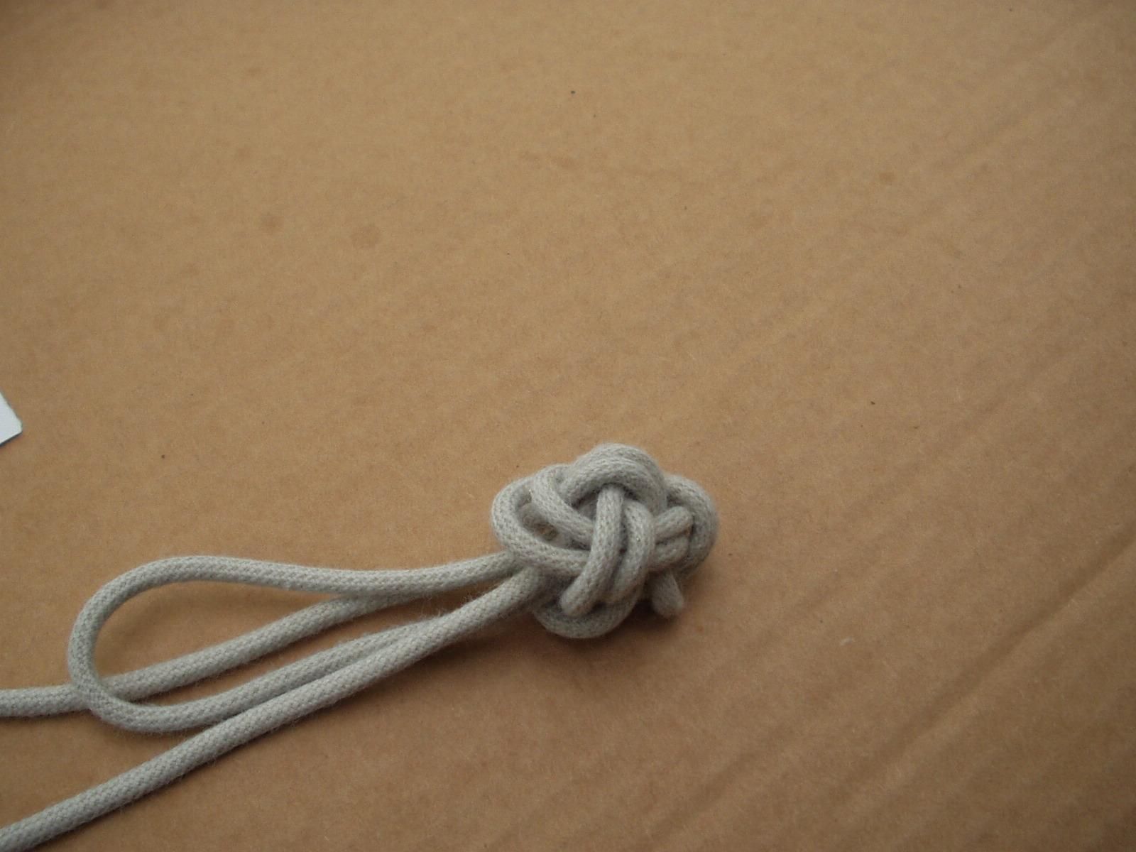 Two Strand Button Knot : 19 Steps (with Pictures) - Instructables
