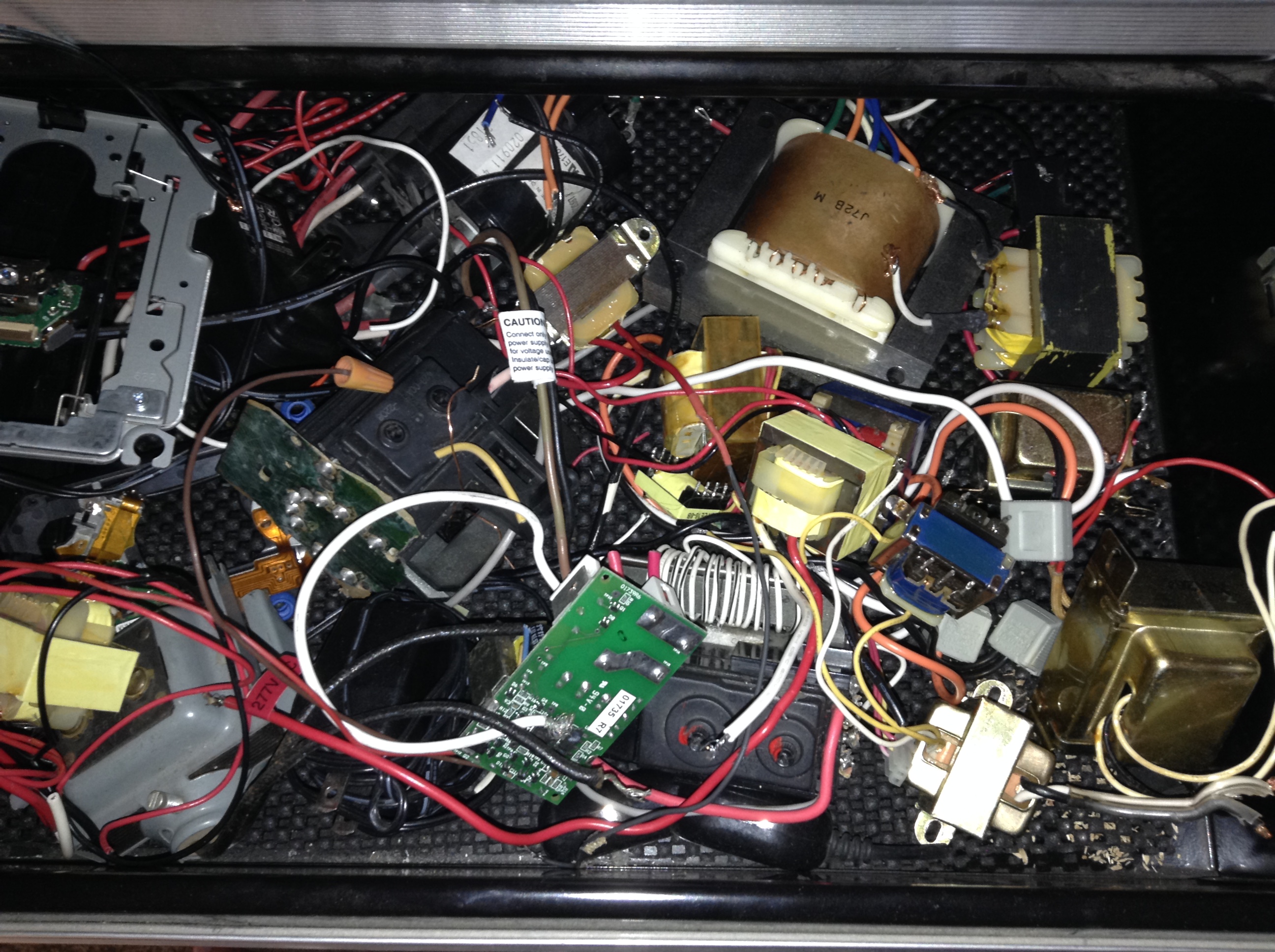 Simplest Geiger Counter : 7 Steps (with Pictures) - Instructables