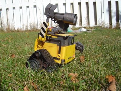 Build an Autonomous Wall-E Robot : 12 Steps (with Pictures) - Instructables
