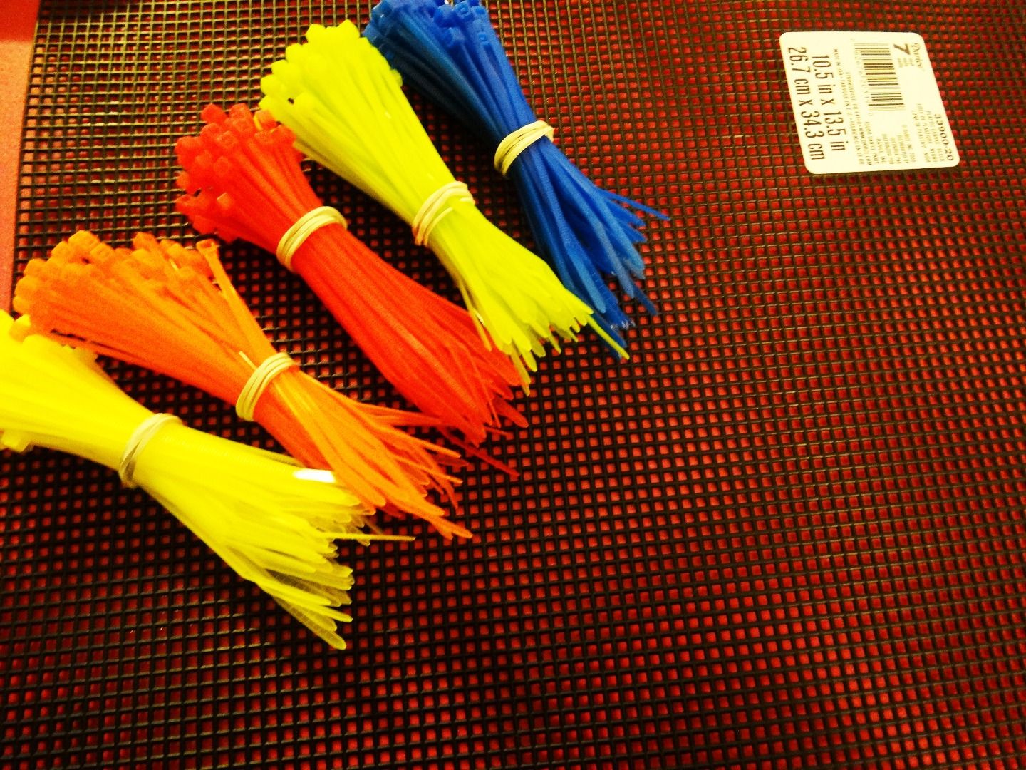 Beaded ZIP TIE Statement Necklace! : 9 Steps (with Pictures) - Instructables