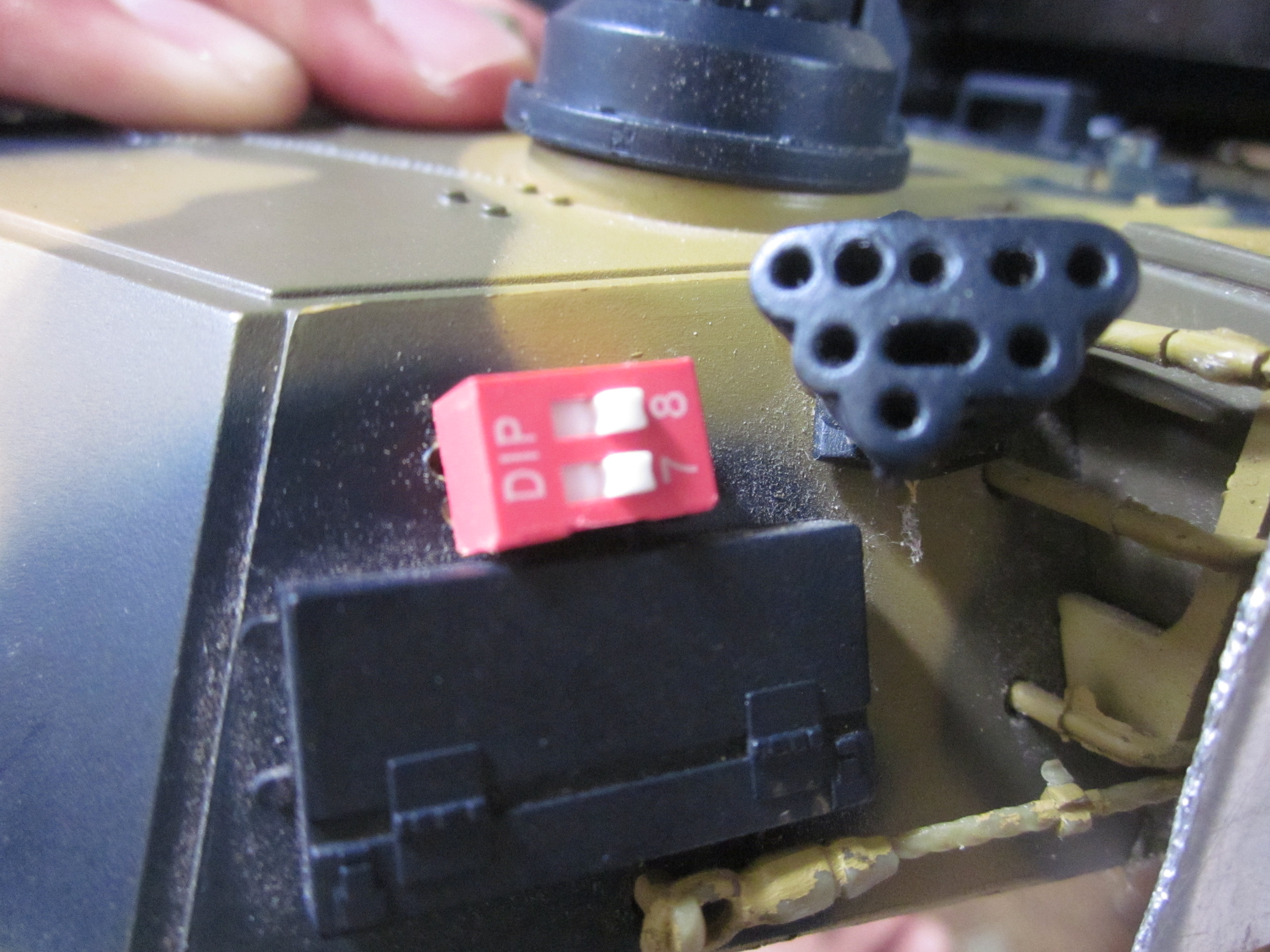 Bluetooth Control RC Tank + Android + Arduino : 8 Steps - Instructables