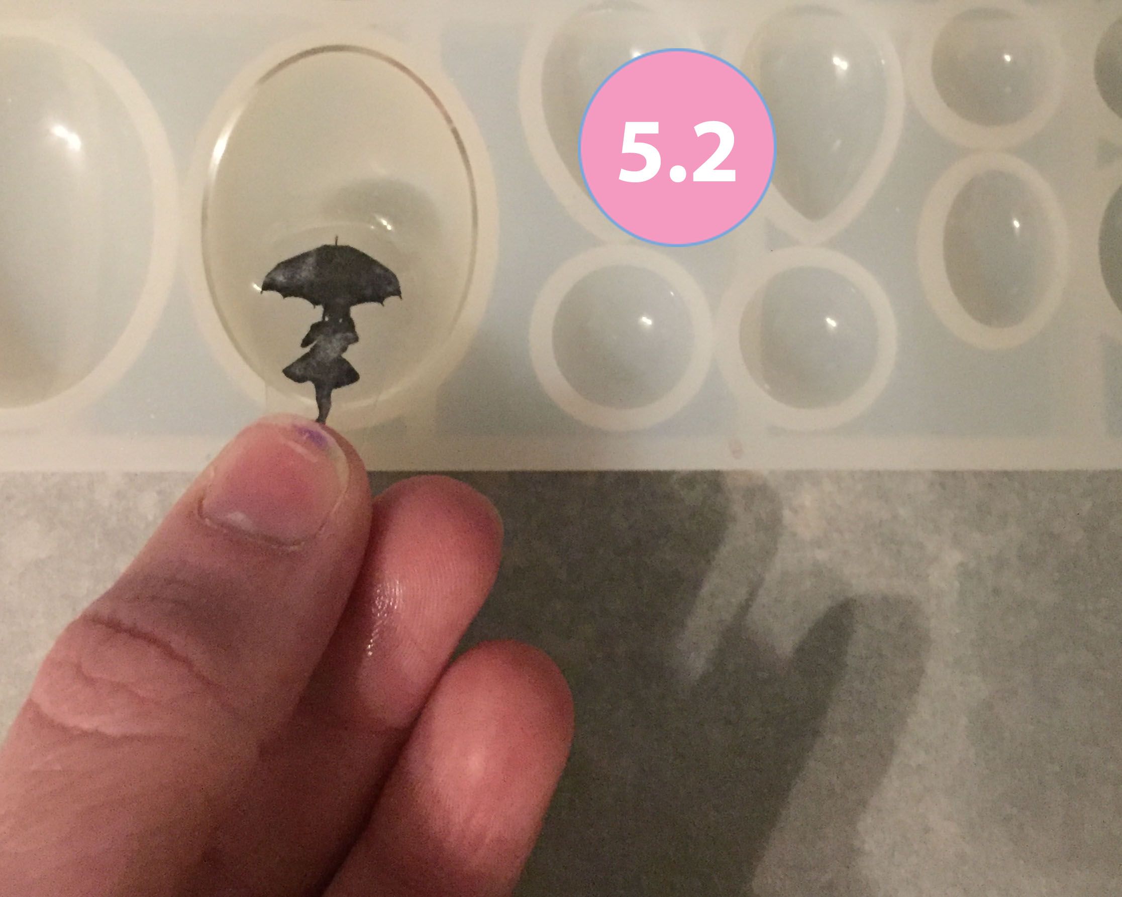 DIY Transparent Film for Resin Crafts : 5 Steps - Instructables