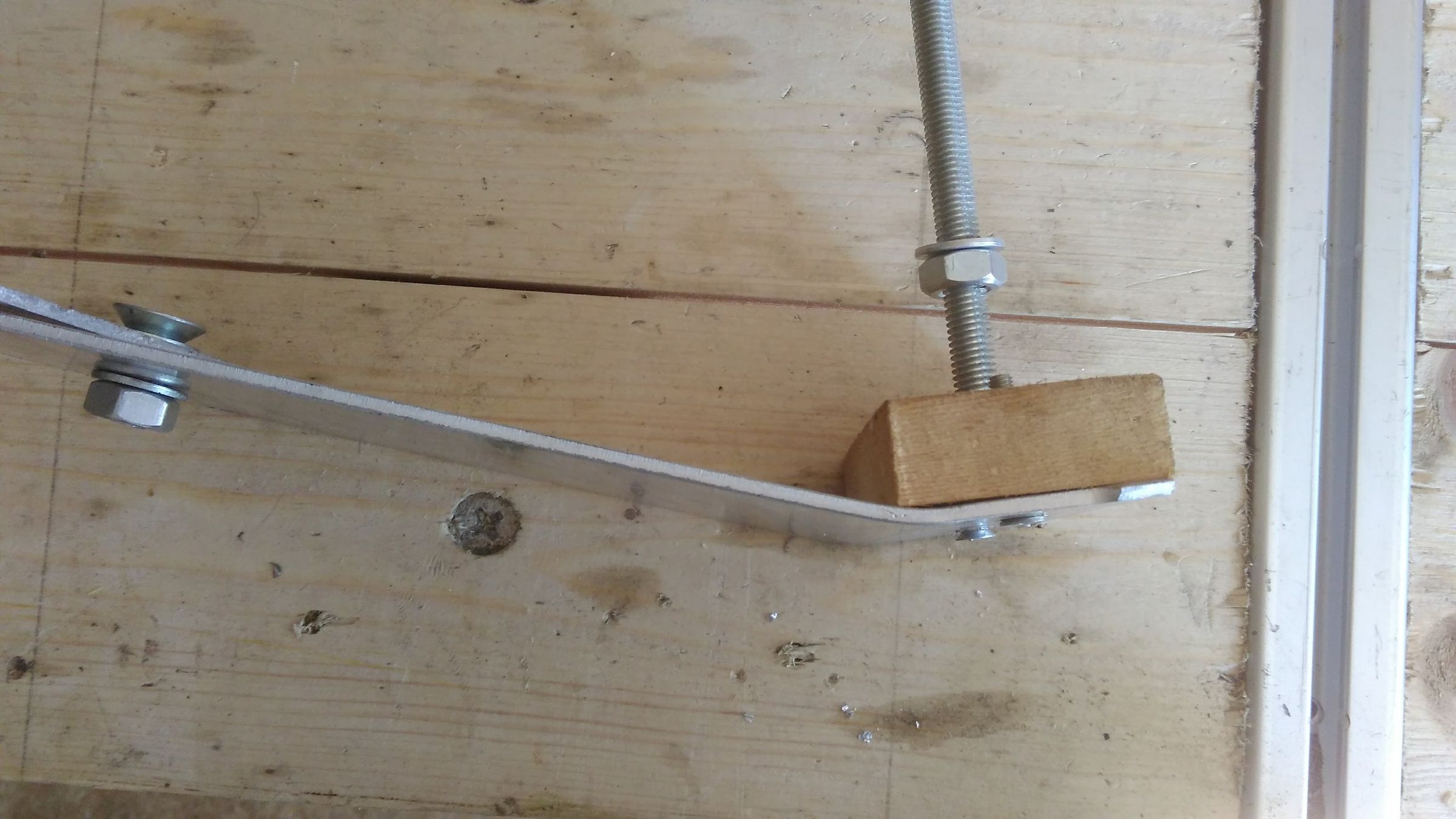 Sharpening Jig : 5 Steps (with Pictures) - Instructables