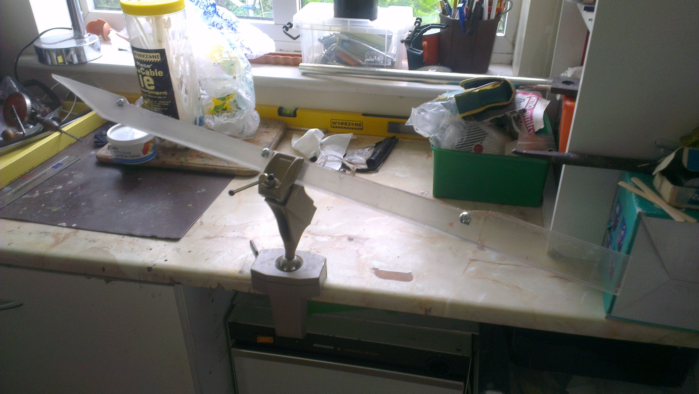 Zer0's Sword (Borderlands 2) : 10 Steps (with Pictures) - Instructables