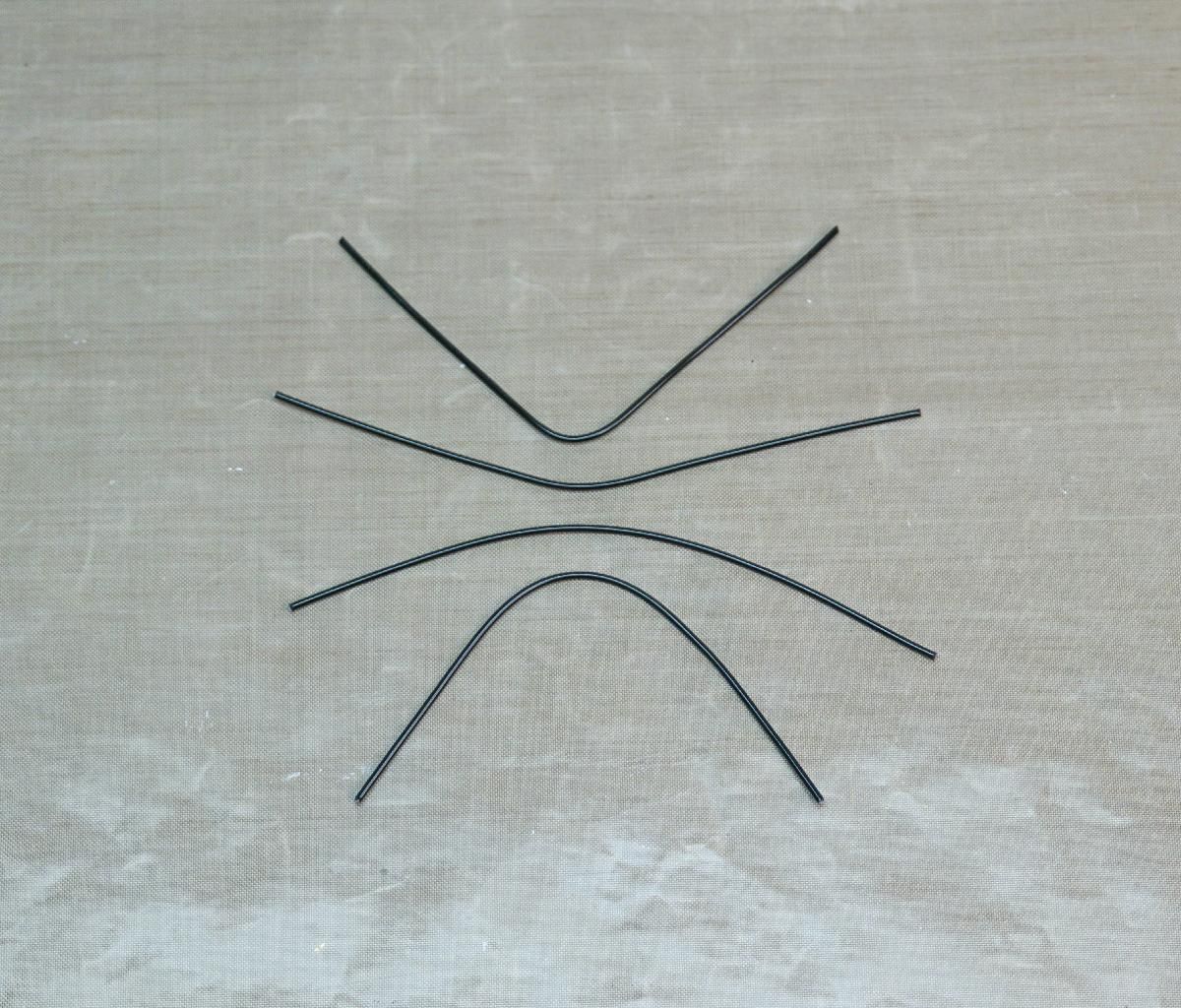 3 X Hot Glue DIYs for Halloween | Faux Antique Candles, Blood Choker ...