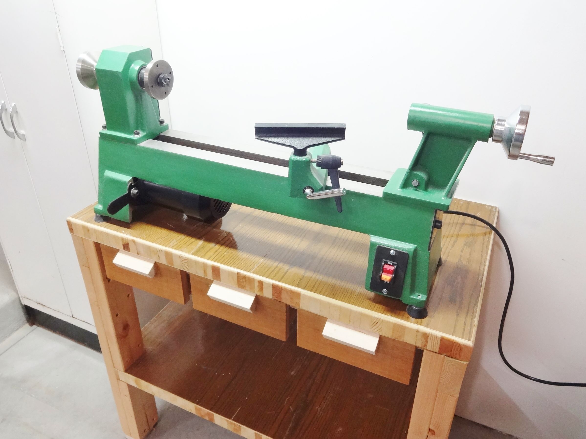 Making Quick & Easy Work Tables : 15 Steps (with Pictures) - Instructables