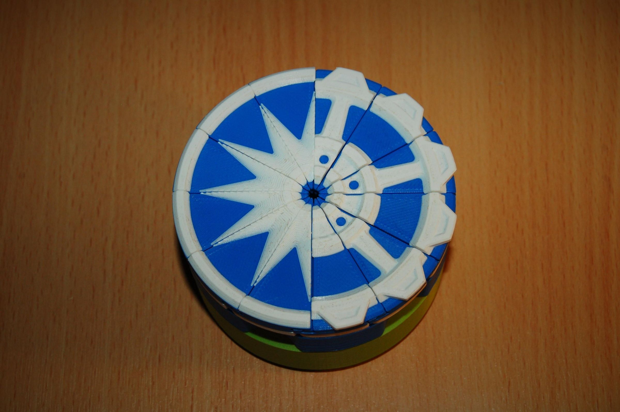 Decorative Iris Box Guide : 11 Steps (with Pictures) - Instructables