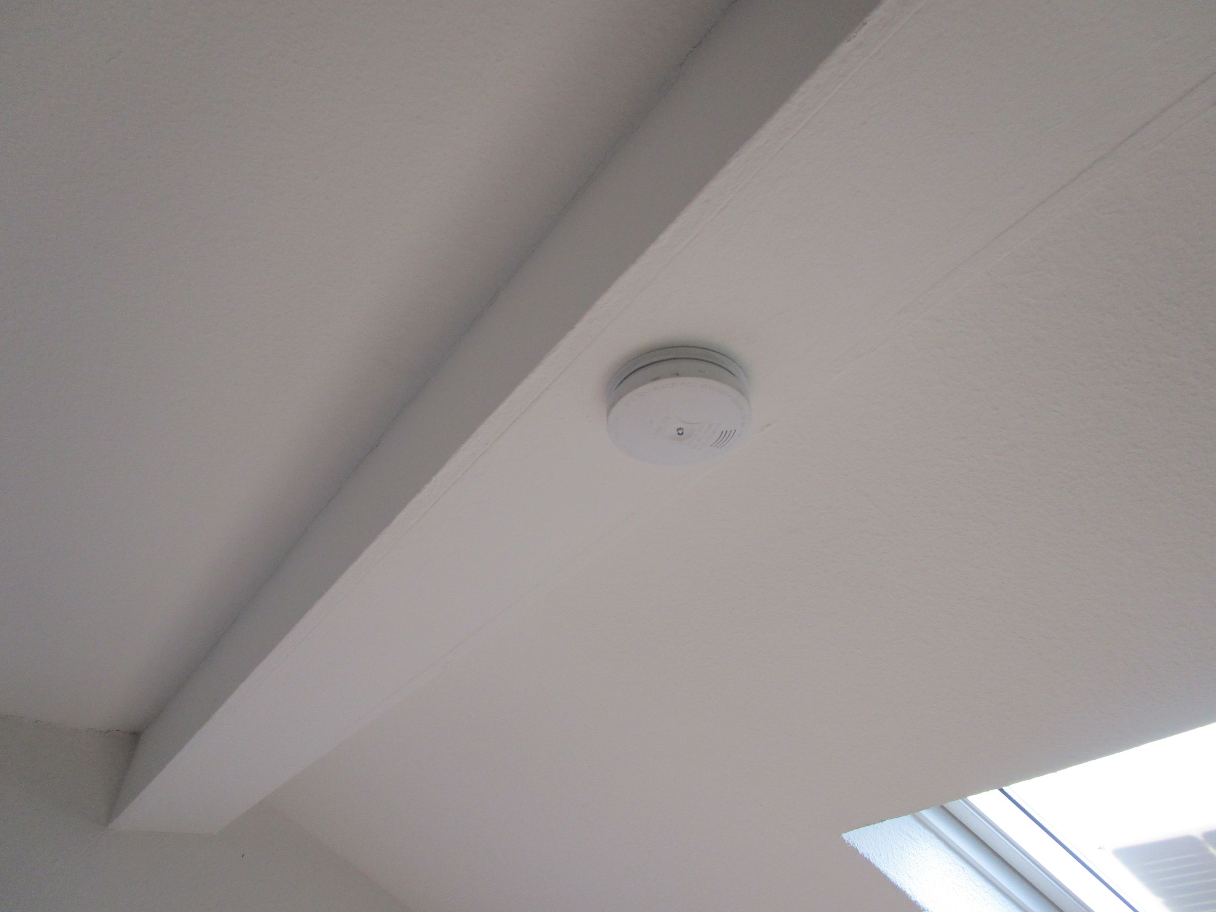 Smoke Detector Mount Bracket Repair : 3 Steps - Instructables