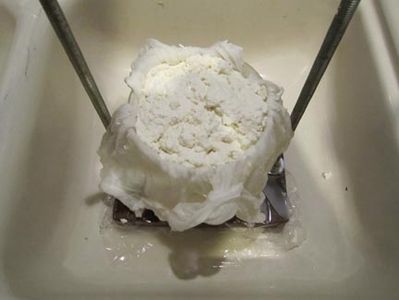 A Simple and Inexpensive Cheese Press : 6 Steps (with Pictures ...