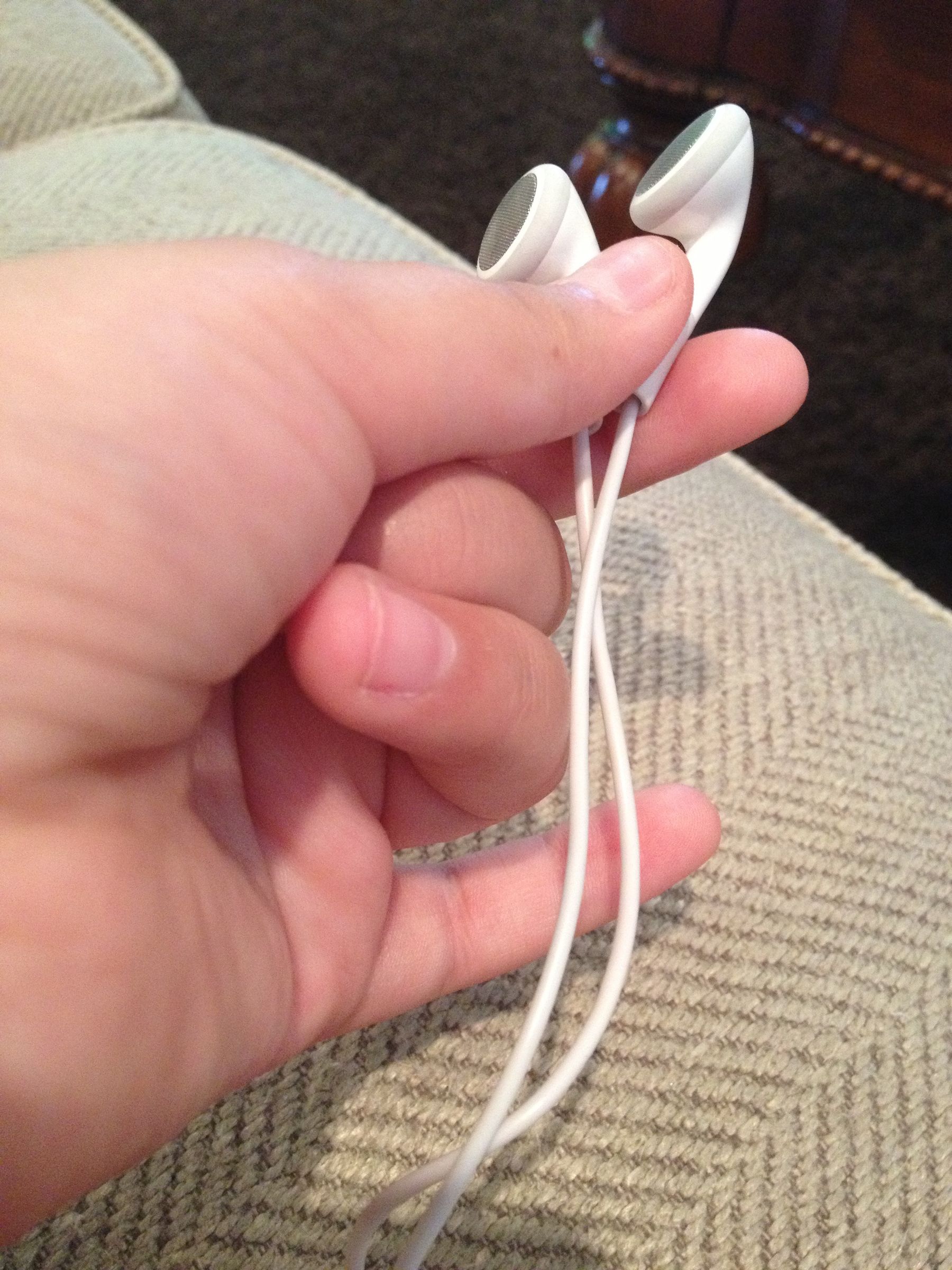 How to Fold Your Headphones : 8 Steps - Instructables