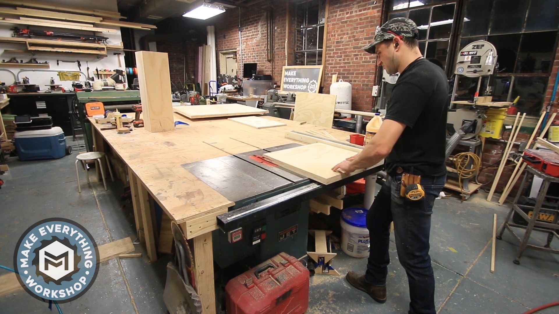 Making a Breakfast Nook (W/ Storage) & Kitchen Table : 18 Steps (with ...