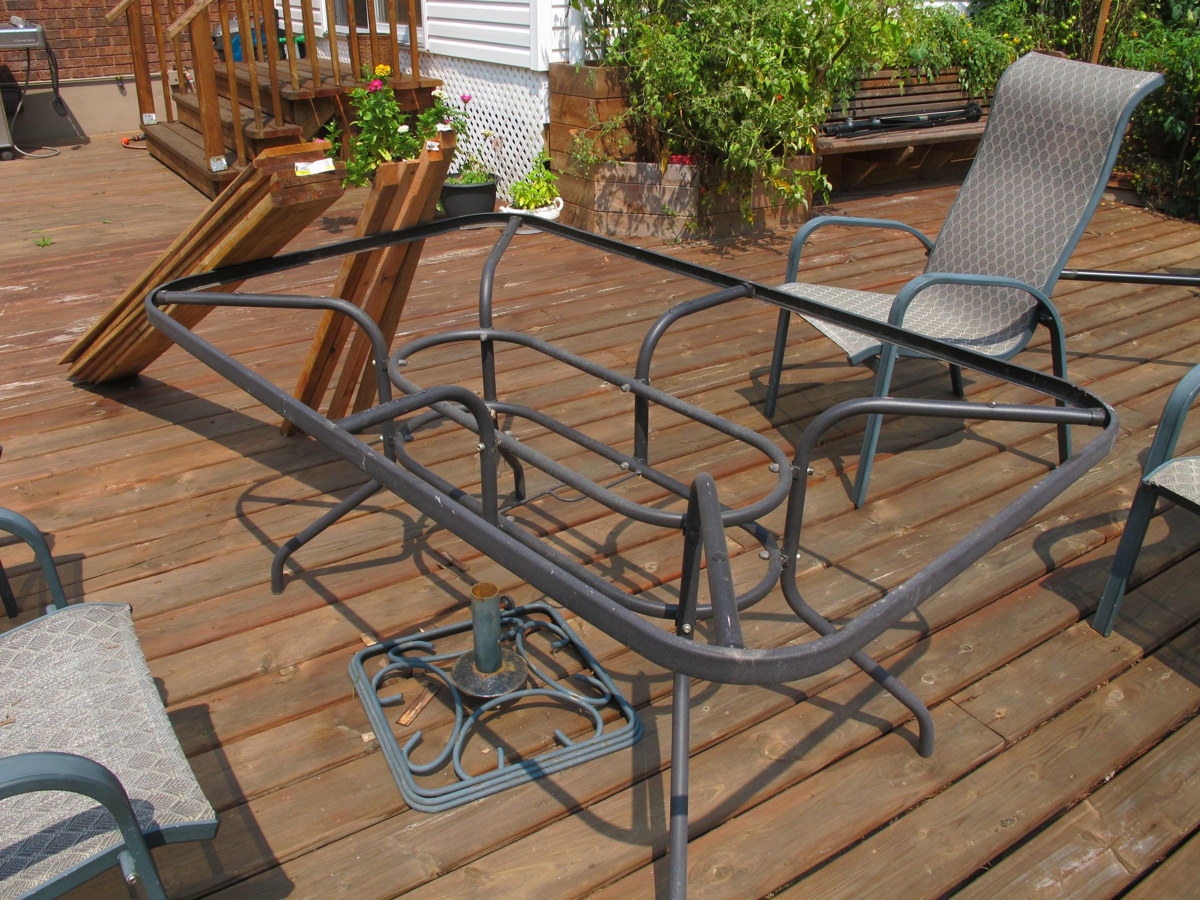 Wood Replacement for Glass Patio Table : 4 Steps (with Pictures ...